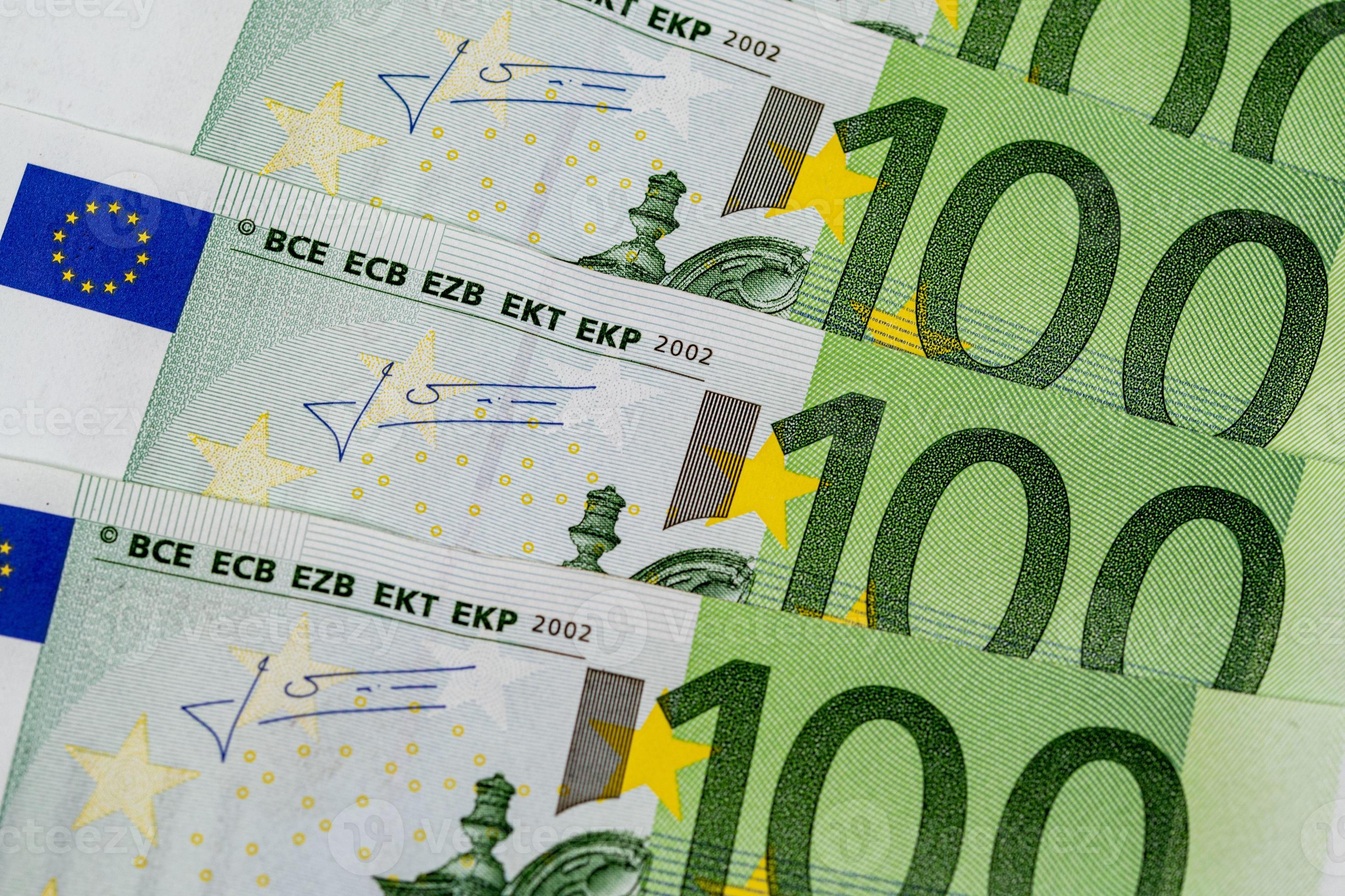 Detail Of A 100 Euro Banknote 3240372 Stock Photo At Vecteezy Detail Of A 100 Euro Banknote 3240372 Stock Photo At Vecteezy