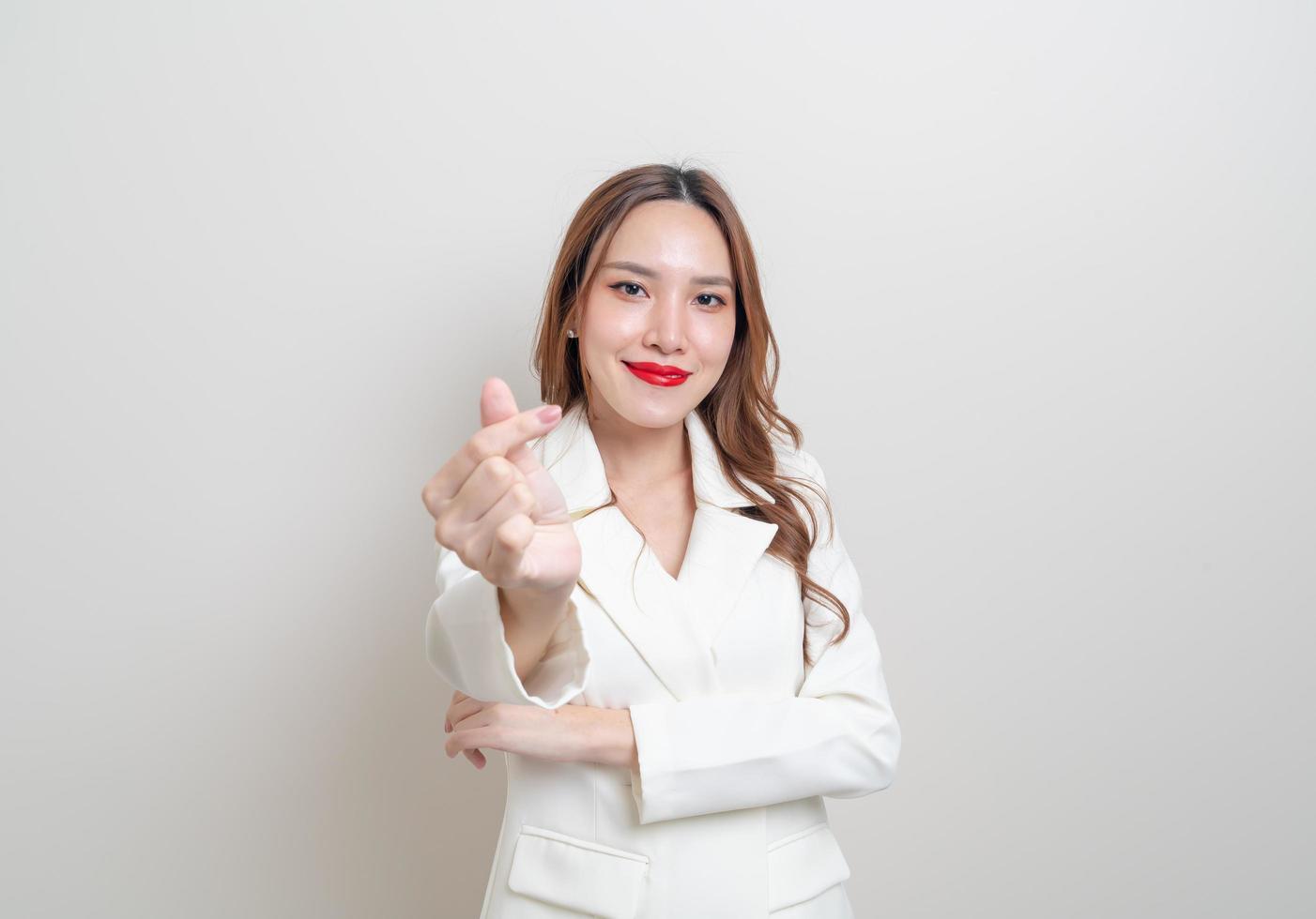 Portrait beautiful business woman with mini heart hand sign 3386808 ...