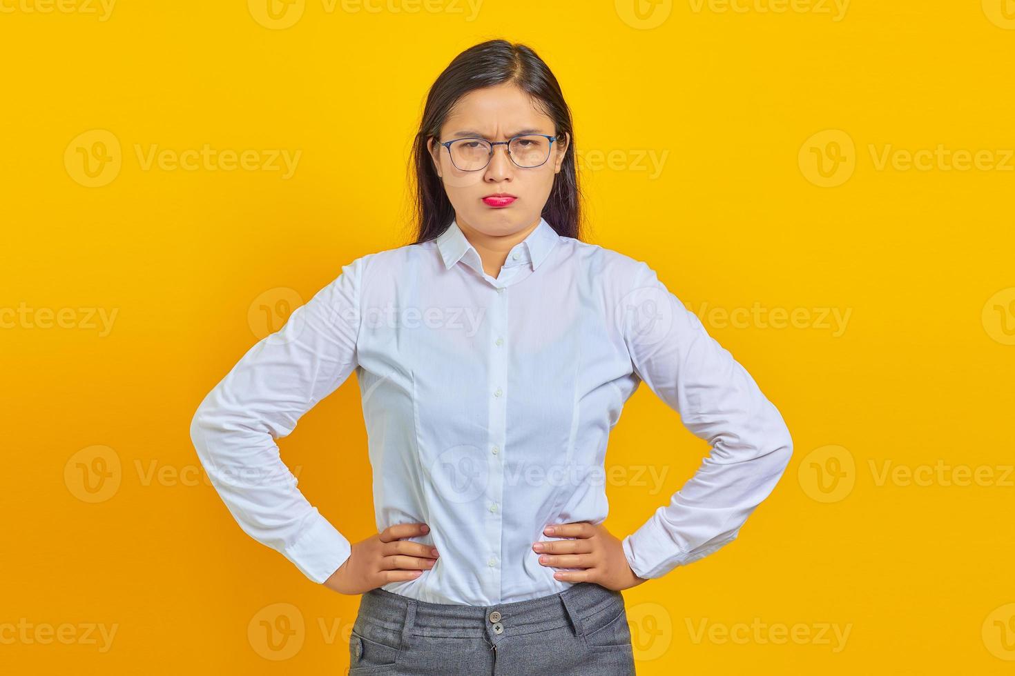 Photo of confused young business woman looking ahead on yellow ...