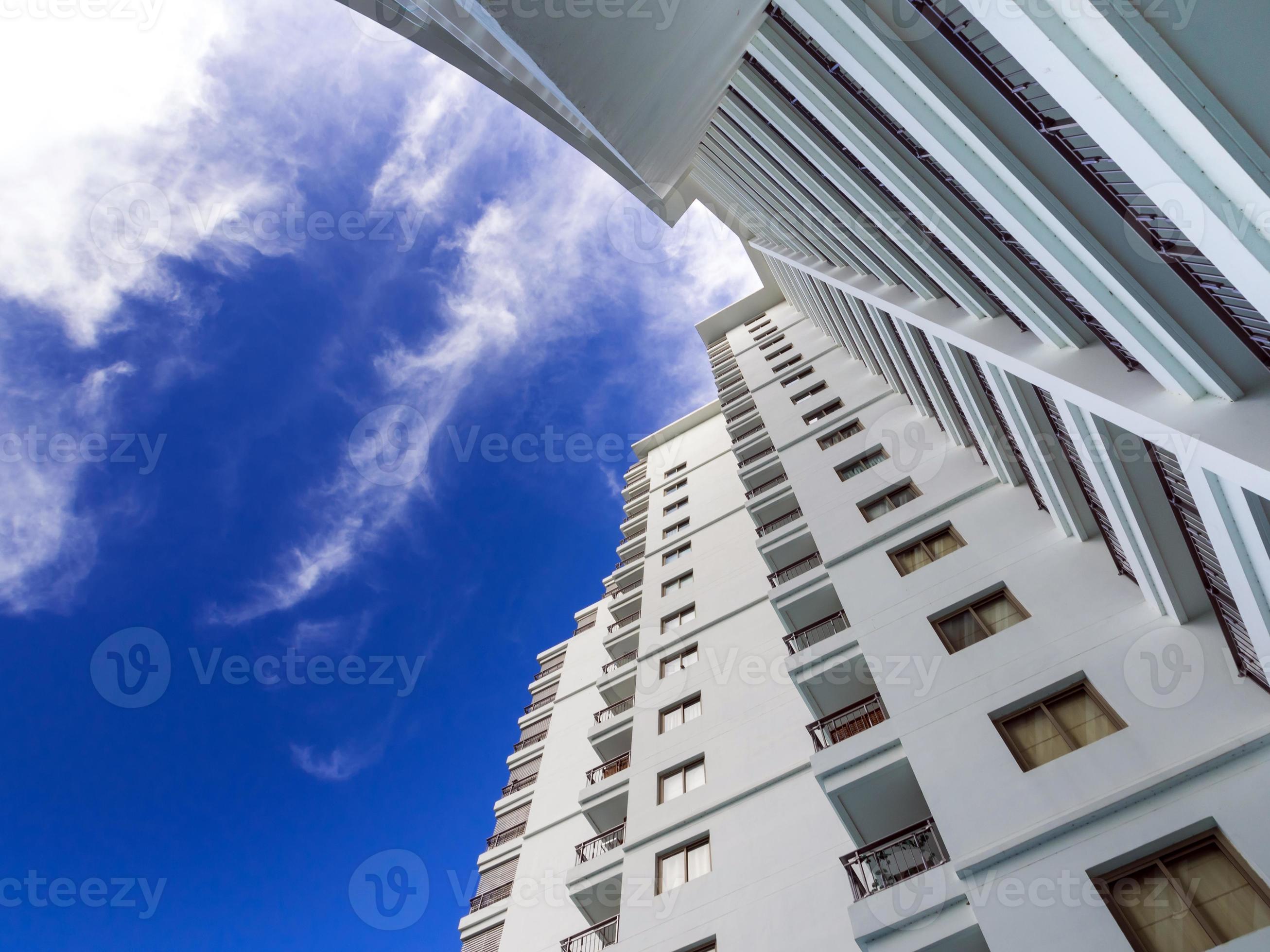 High-rise building and bright blue sky 4876664 Stock Photo at Vecteezy