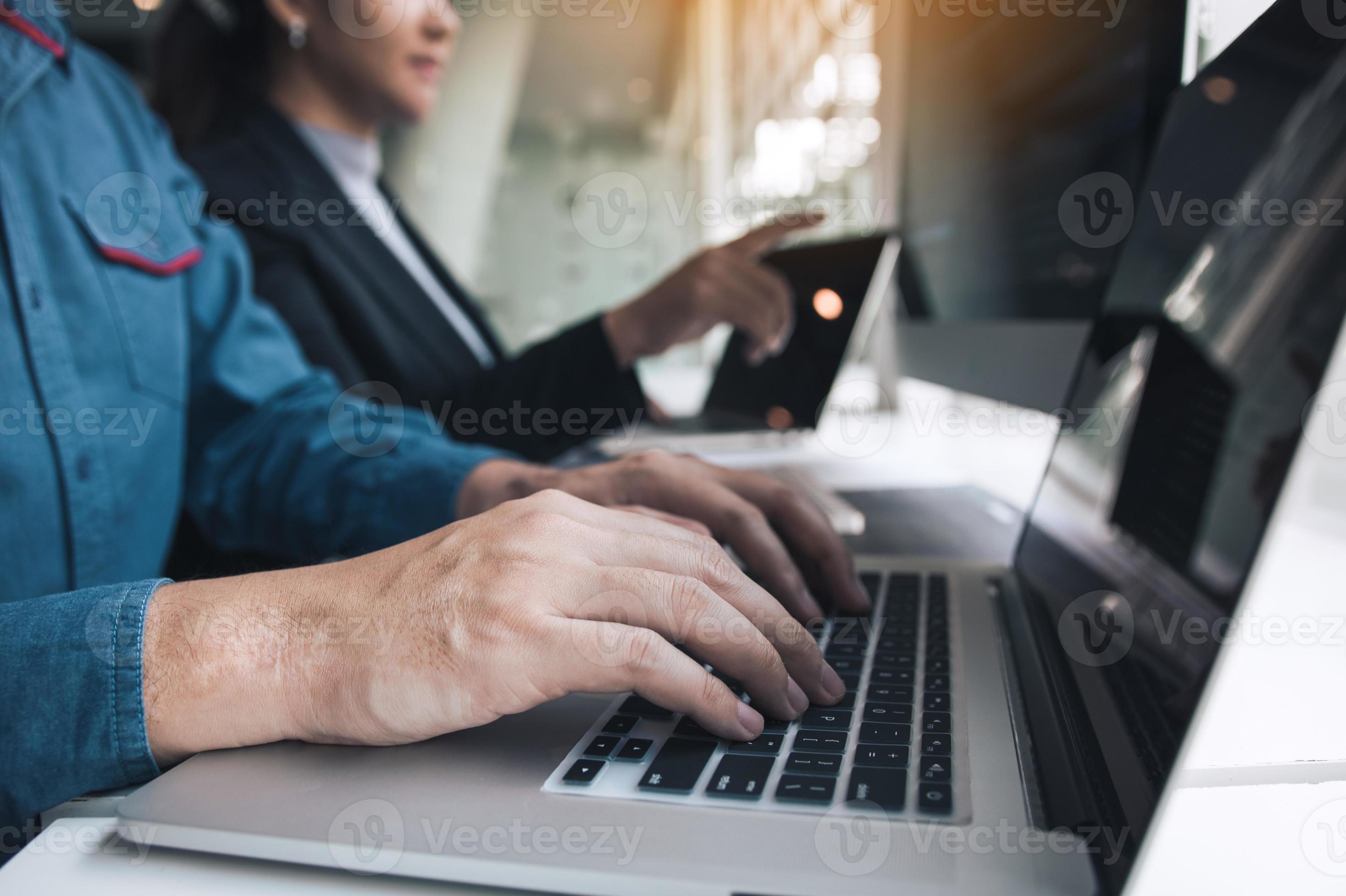 Professional development programmer cooperating meeting programming ...