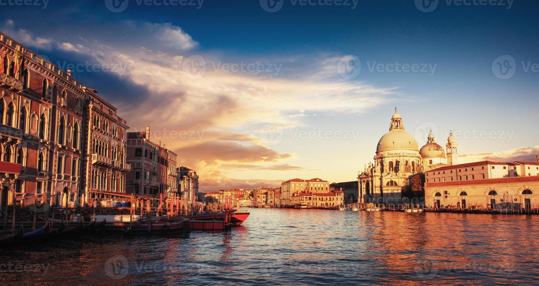Fantastic views of the Grand Canal 6559539 Stock Photo at Vecteezy