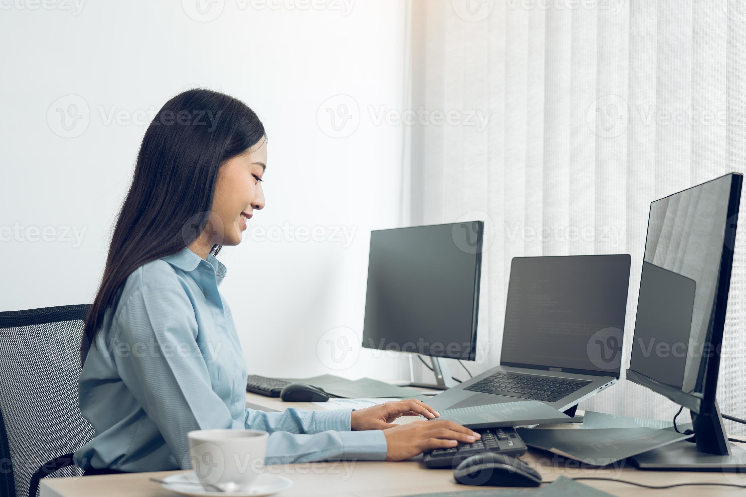 Female Computer Programmer