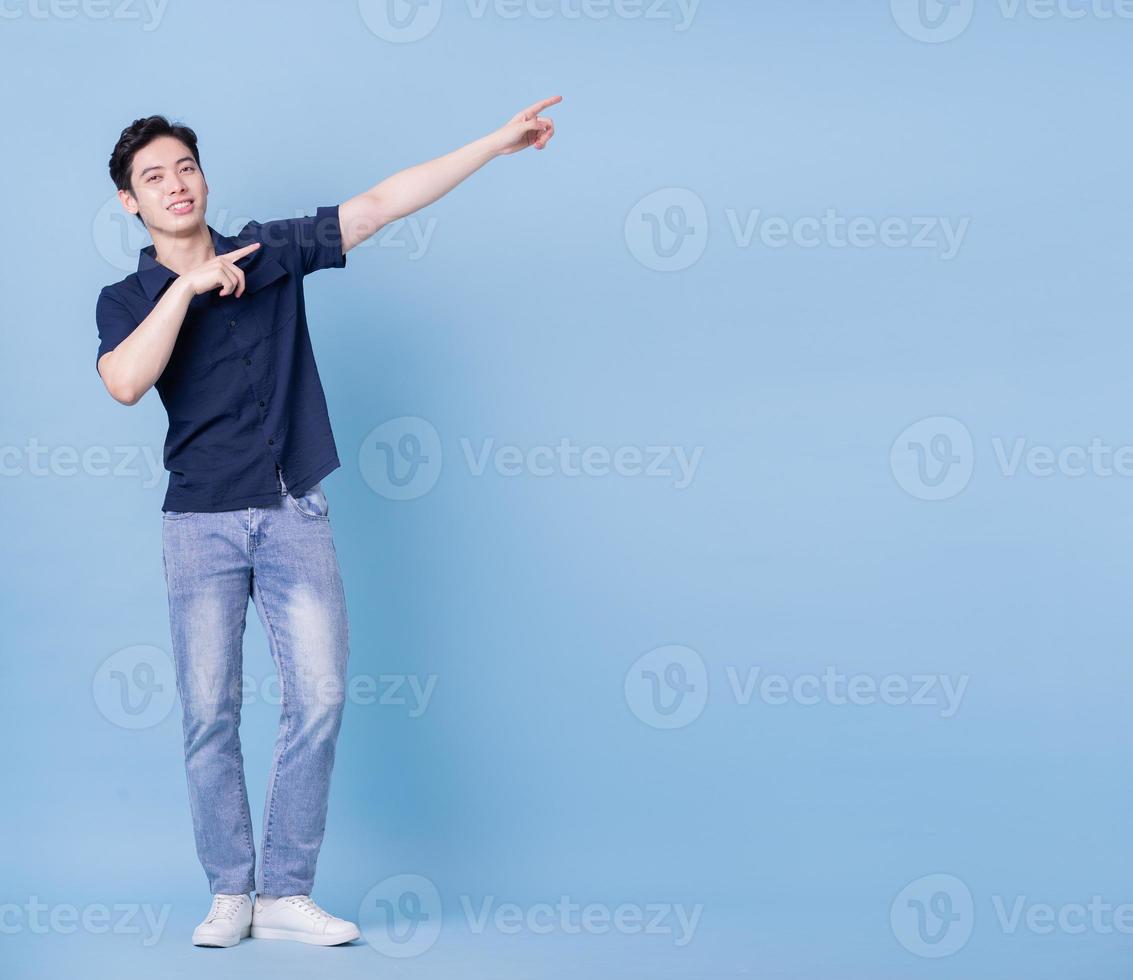 Guy Pointing Stock Photos, Images and Backgrounds for Free Download