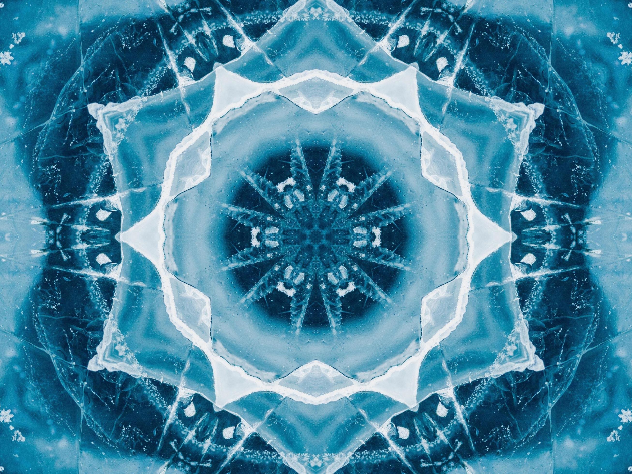 Reflection of deep blue sea in kaleidoscope pattern. Dark blue abstract ...