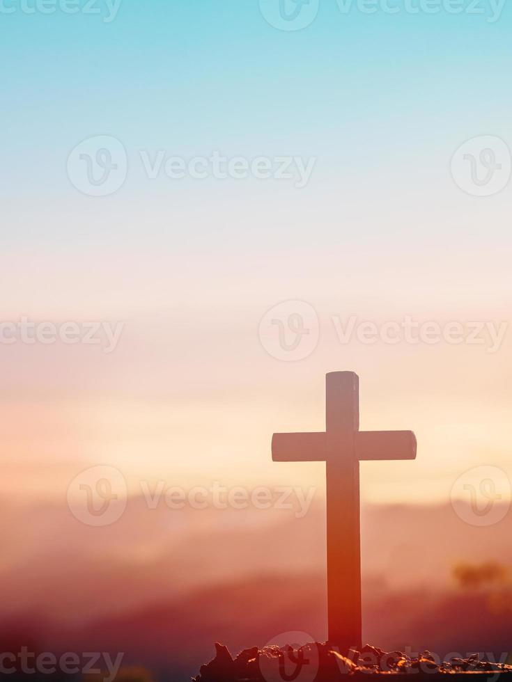 Cross on mountain in the morning natural background. 7195295 Stock ...