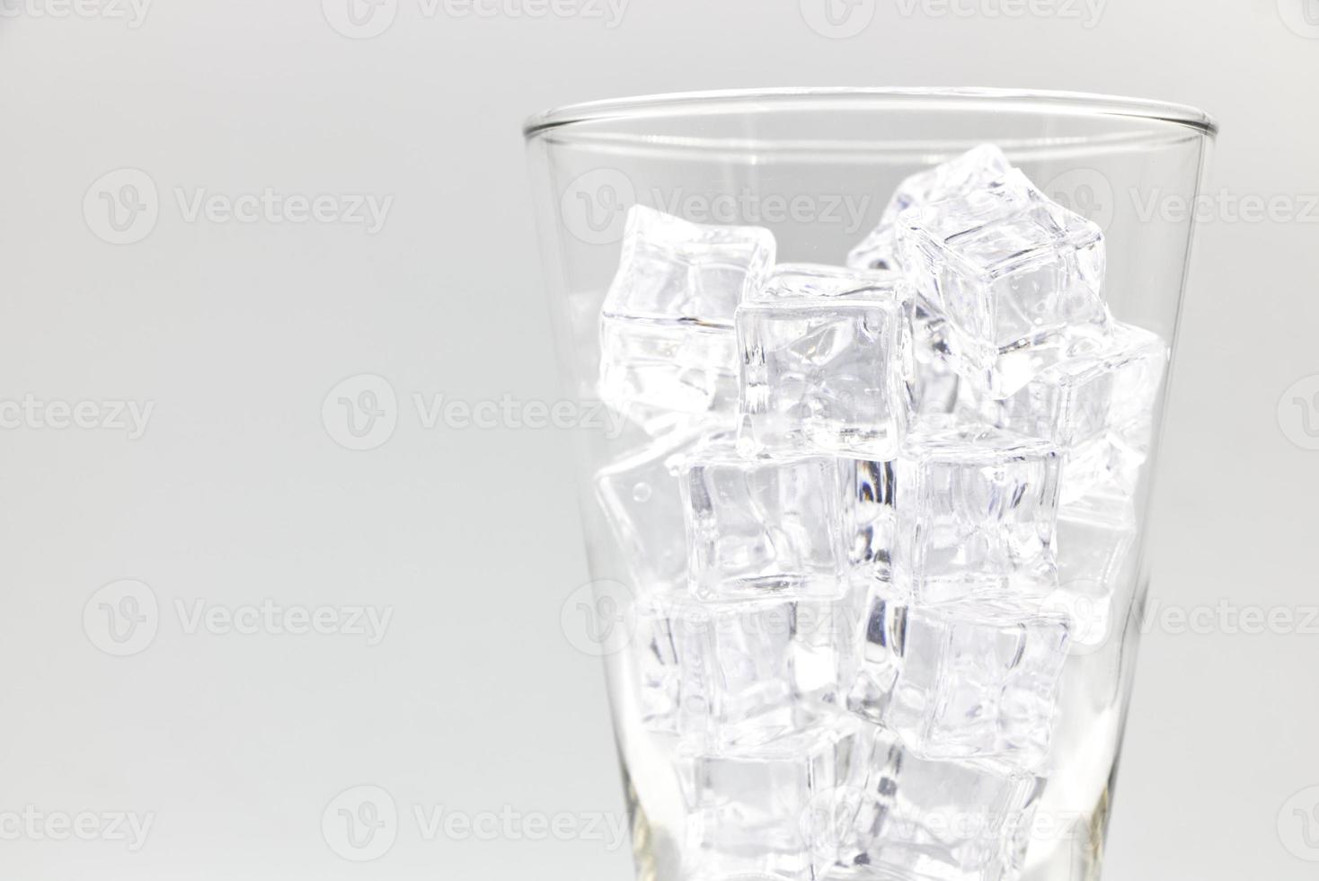 Page 2 | Glass Of Ice Water Stock Photos, Images and Backgrounds for Free Download