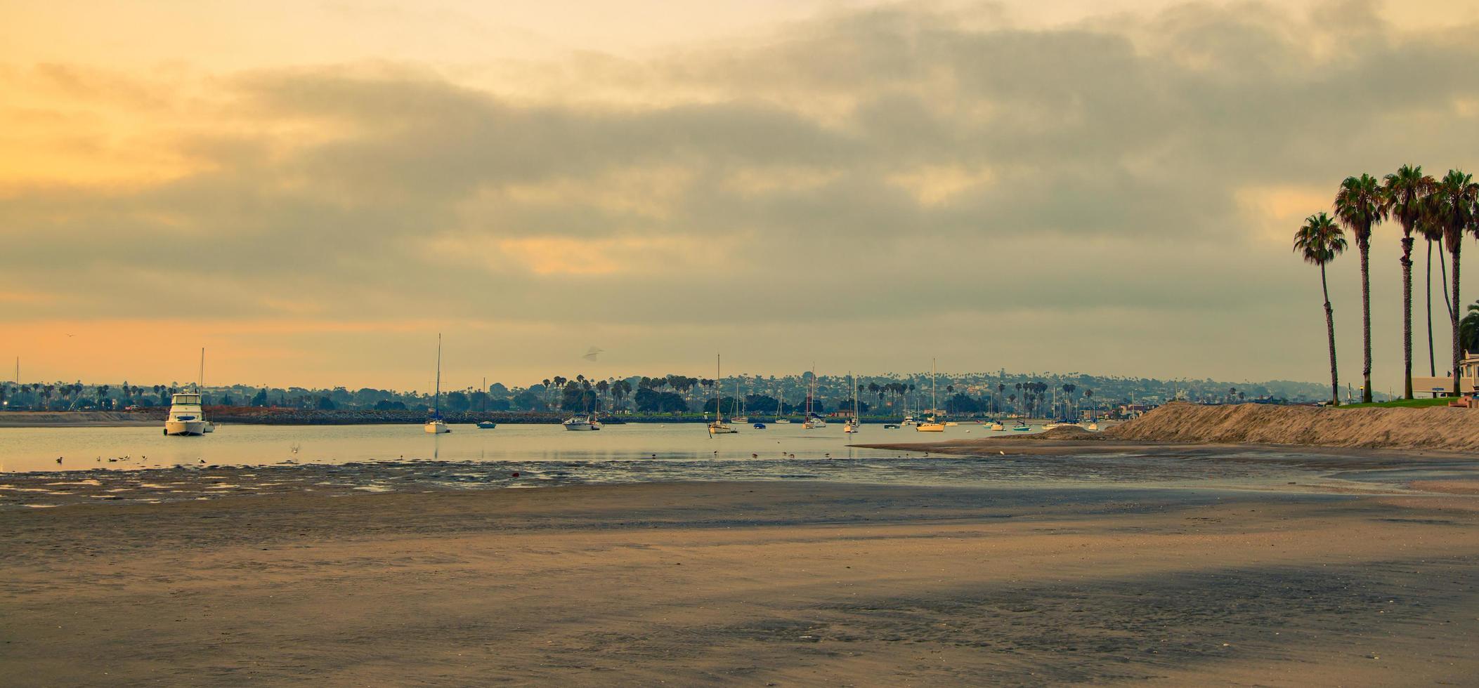 Newport Beach California Stock Photos, Images and Backgrounds for Free ...