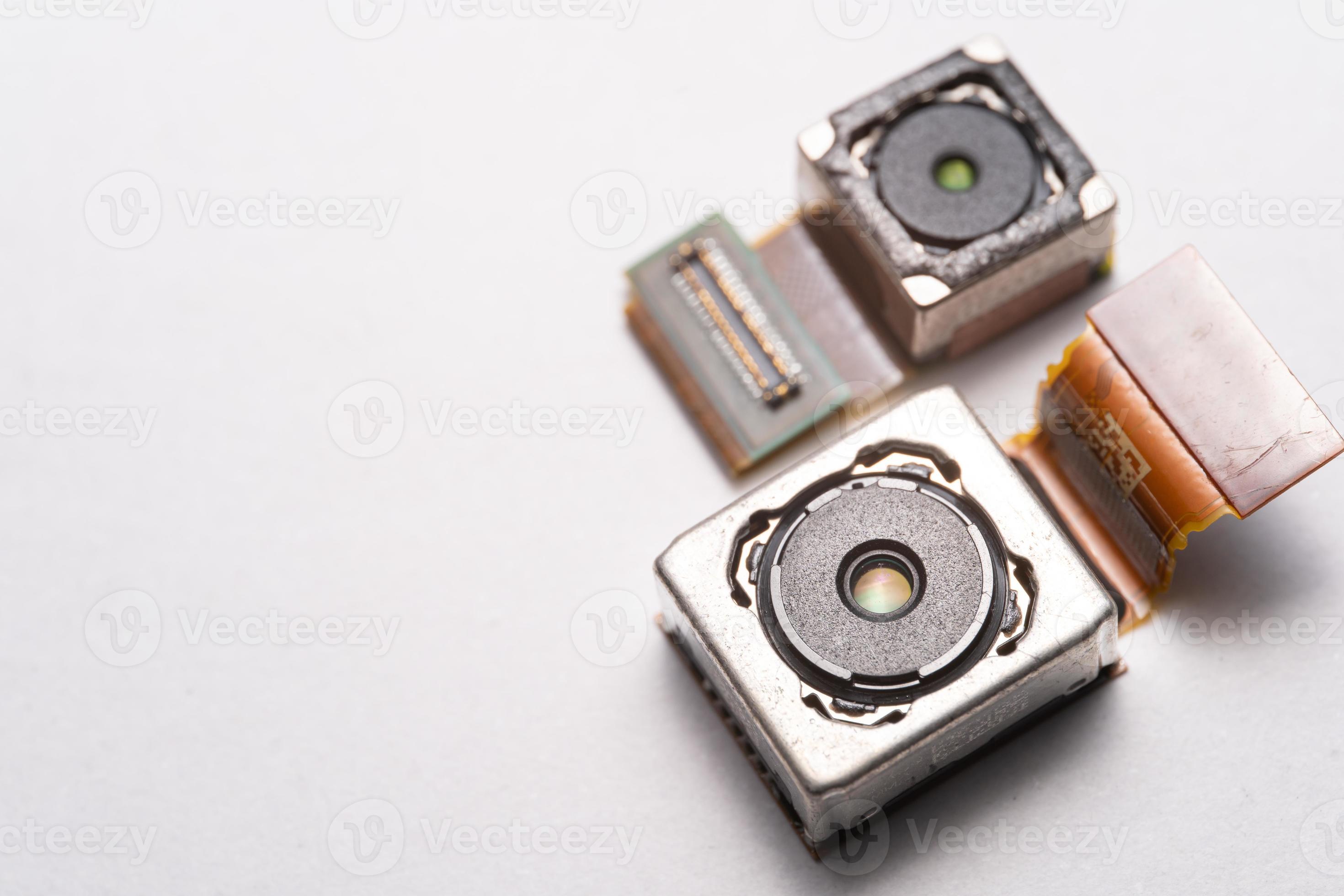 camera modules being used in mobile phones. development of mobile ...