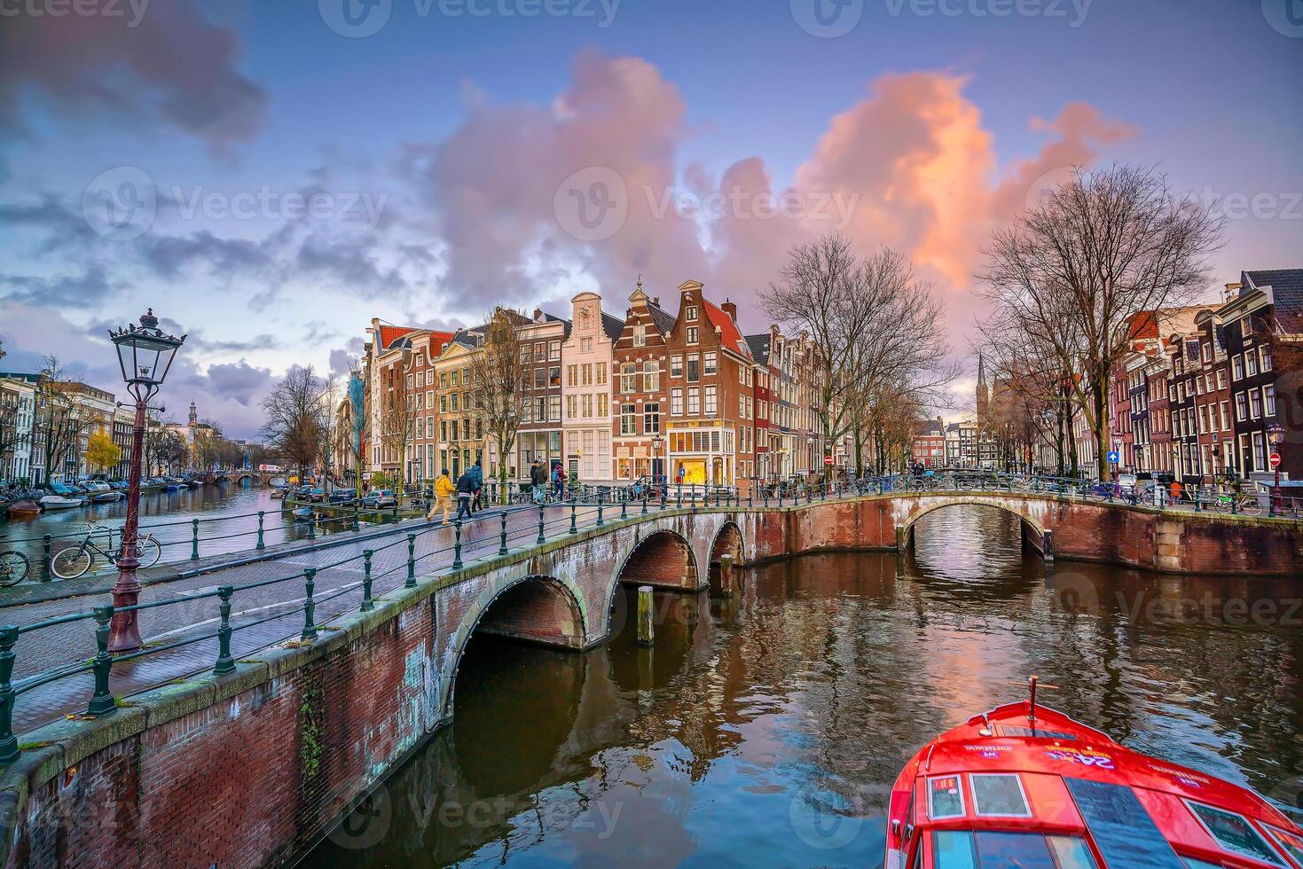 Downtown Amsterdam city skyline. Cityscape in Netherlands 8354512 Stock ... Downtown Amsterdam city skyline. Cityscape in Netherlands 8354512 Stock ...