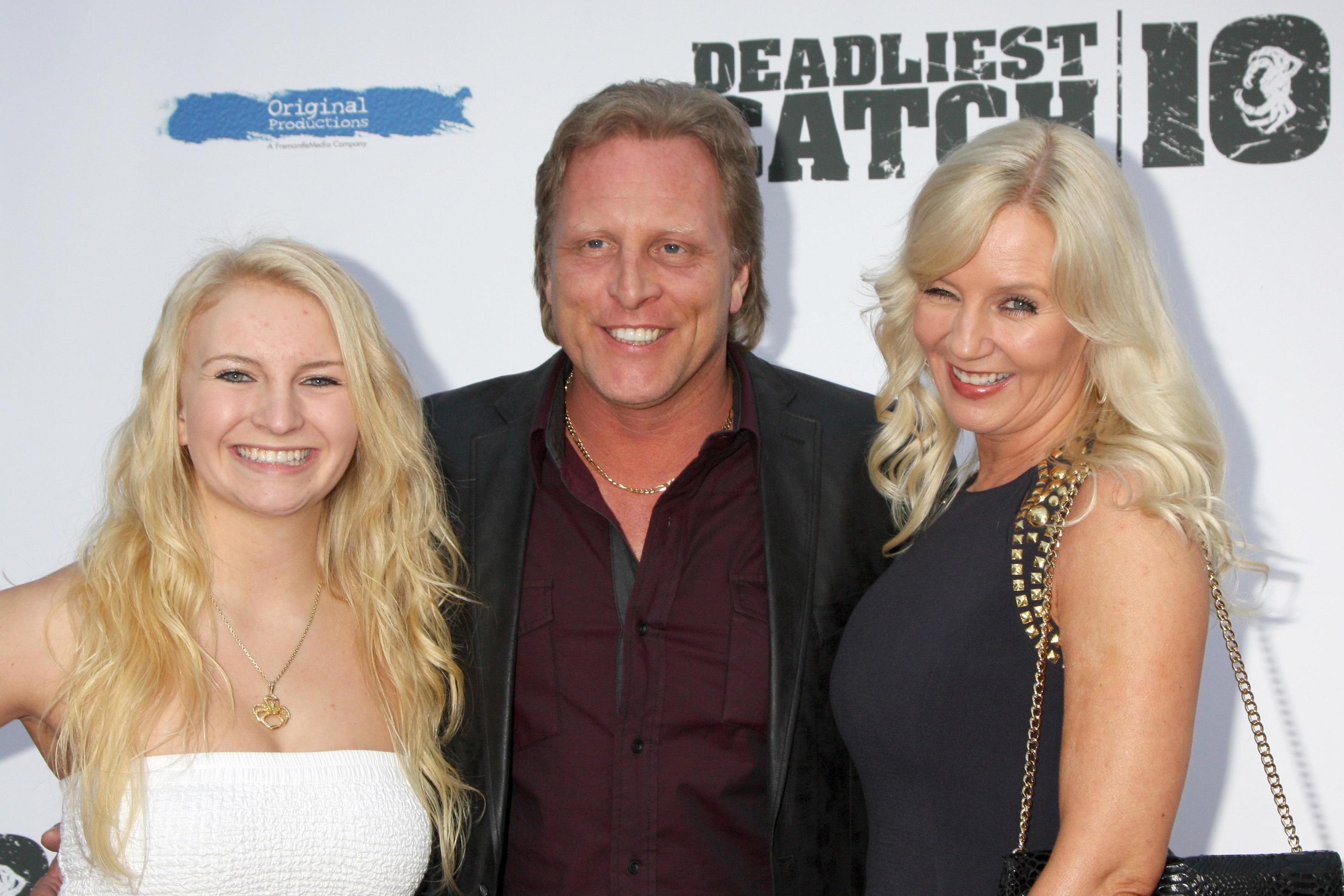 LOS ANGELES, APR 22 - Mandy Hansen, Sig Hansen, June Hansen at the ... LOS ANGELES, APR 22 - Mandy Hansen, Sig Hansen, June Hansen at the ...