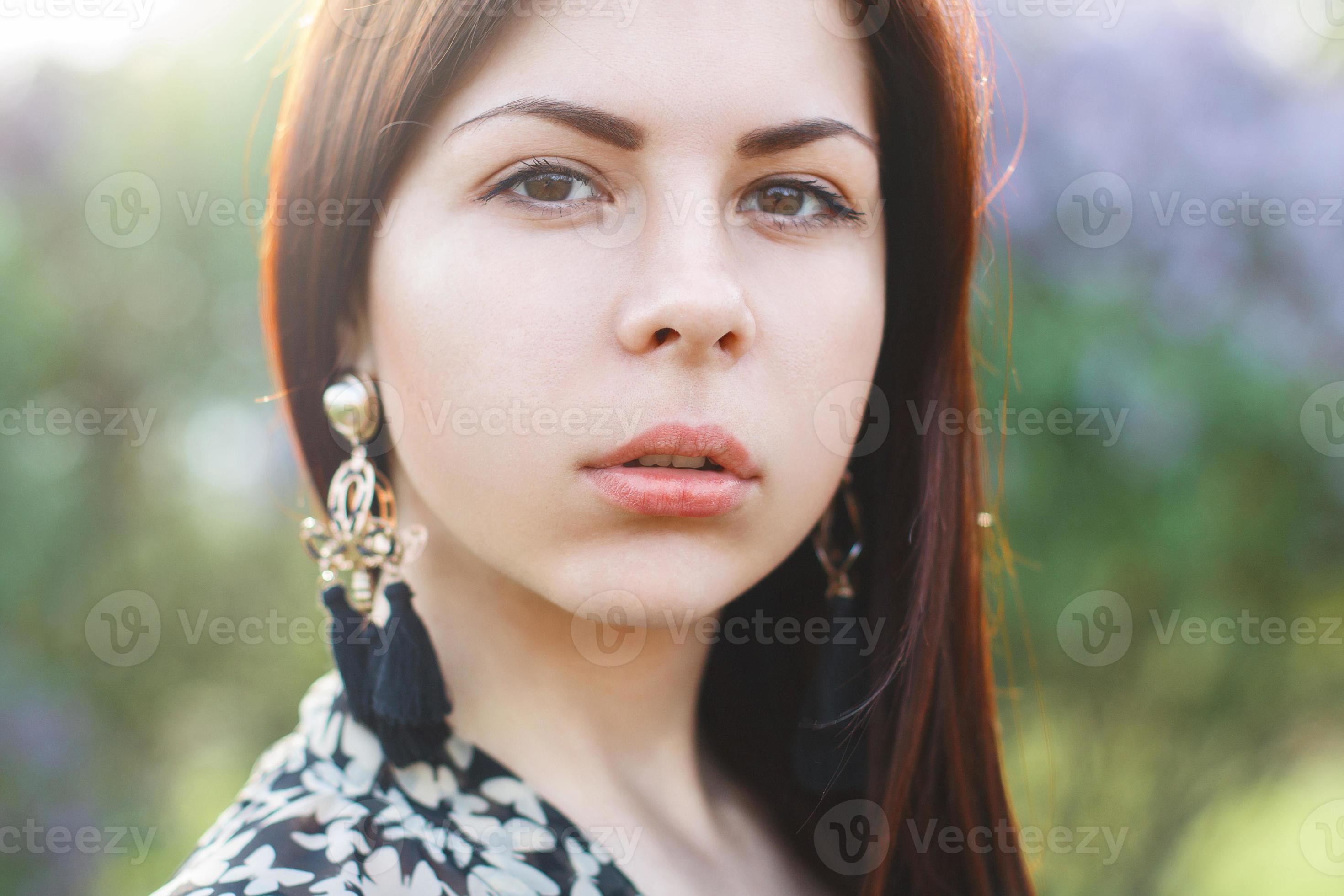 Spring Portrait Of A Pretty Woman Outdoors Portrait 9856545 Stock
