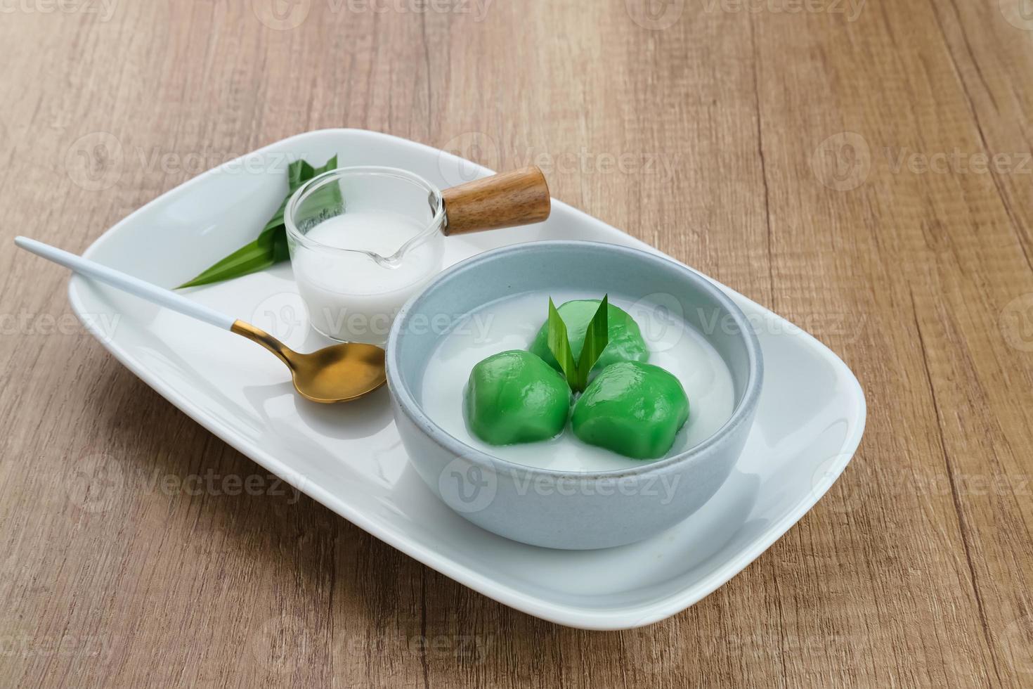 Kue Putri Mandi Indonesian Traditional Dessert Made From Steamed Glutinous Rice Filled With