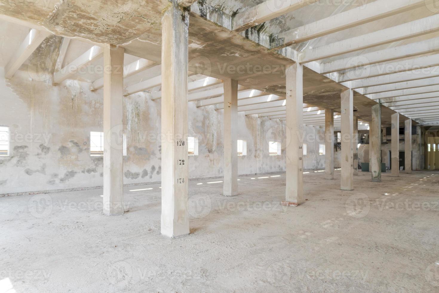 Old broken empty abandoned industrial building interior 10209266 Stock ... Old broken empty abandoned industrial building interior 10209266 Stock ...