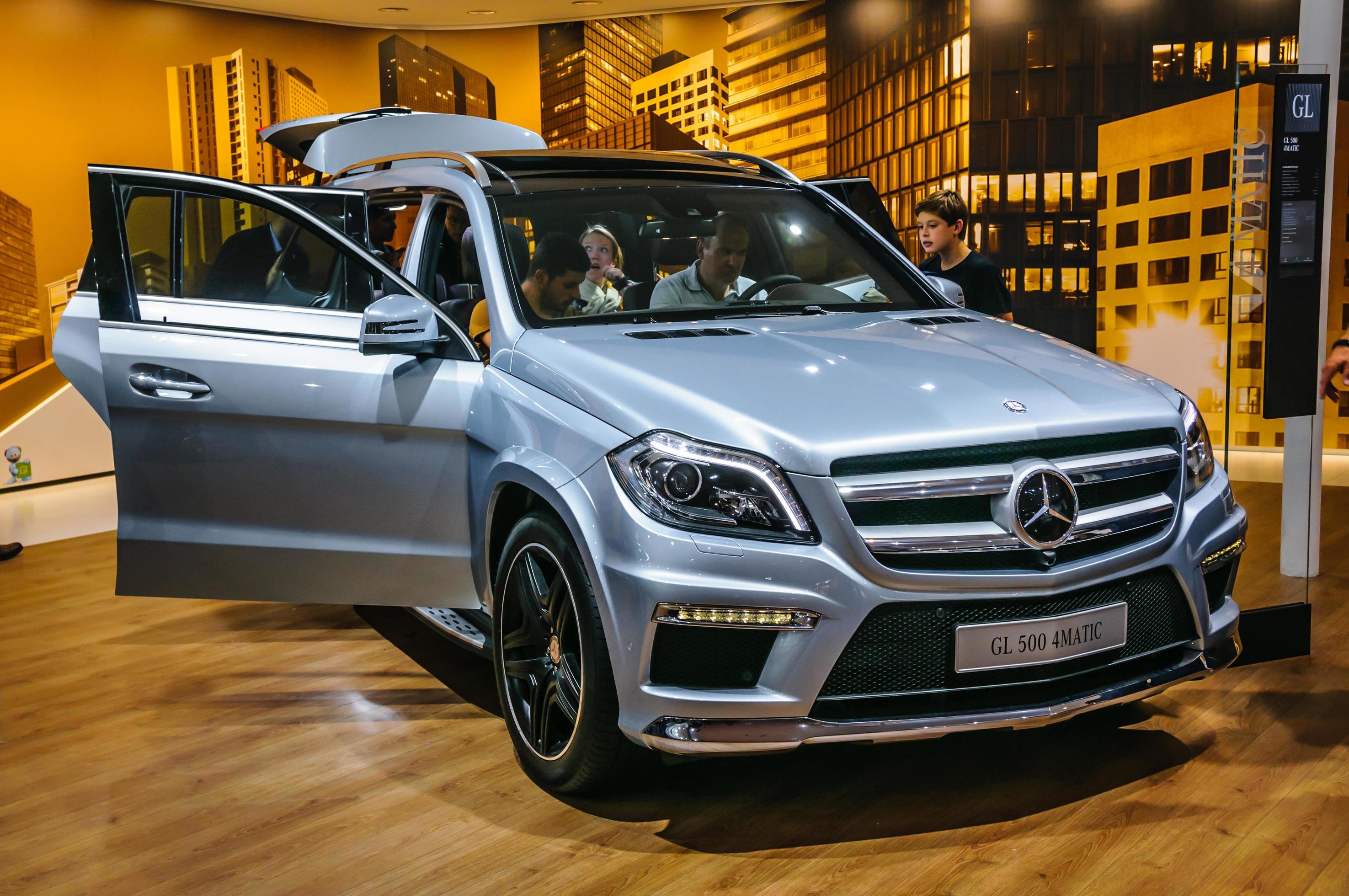 FRANKFURT - SEPT 2015 Mercedes-Benz GL 500 4MATIC presented at 10334585 ...