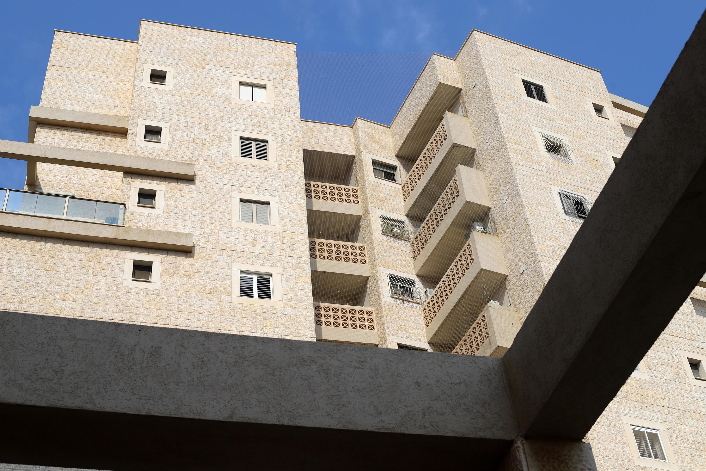 tel aviv israel 25 de junio de 1920. detalles arquitectónicos geométricos en la construcción de ...