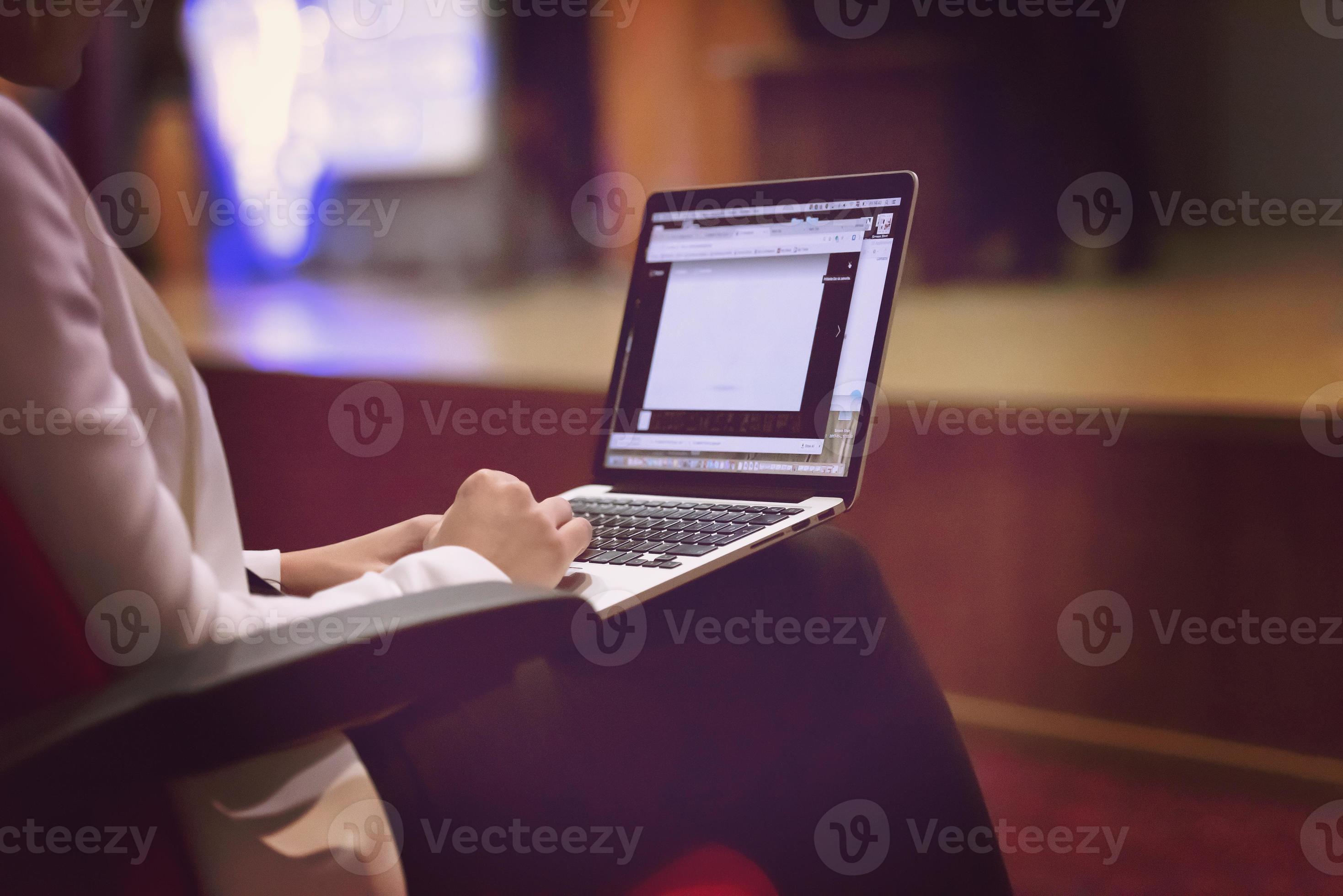 business people hands using laptop computer 10709217 Stock Photo at ...