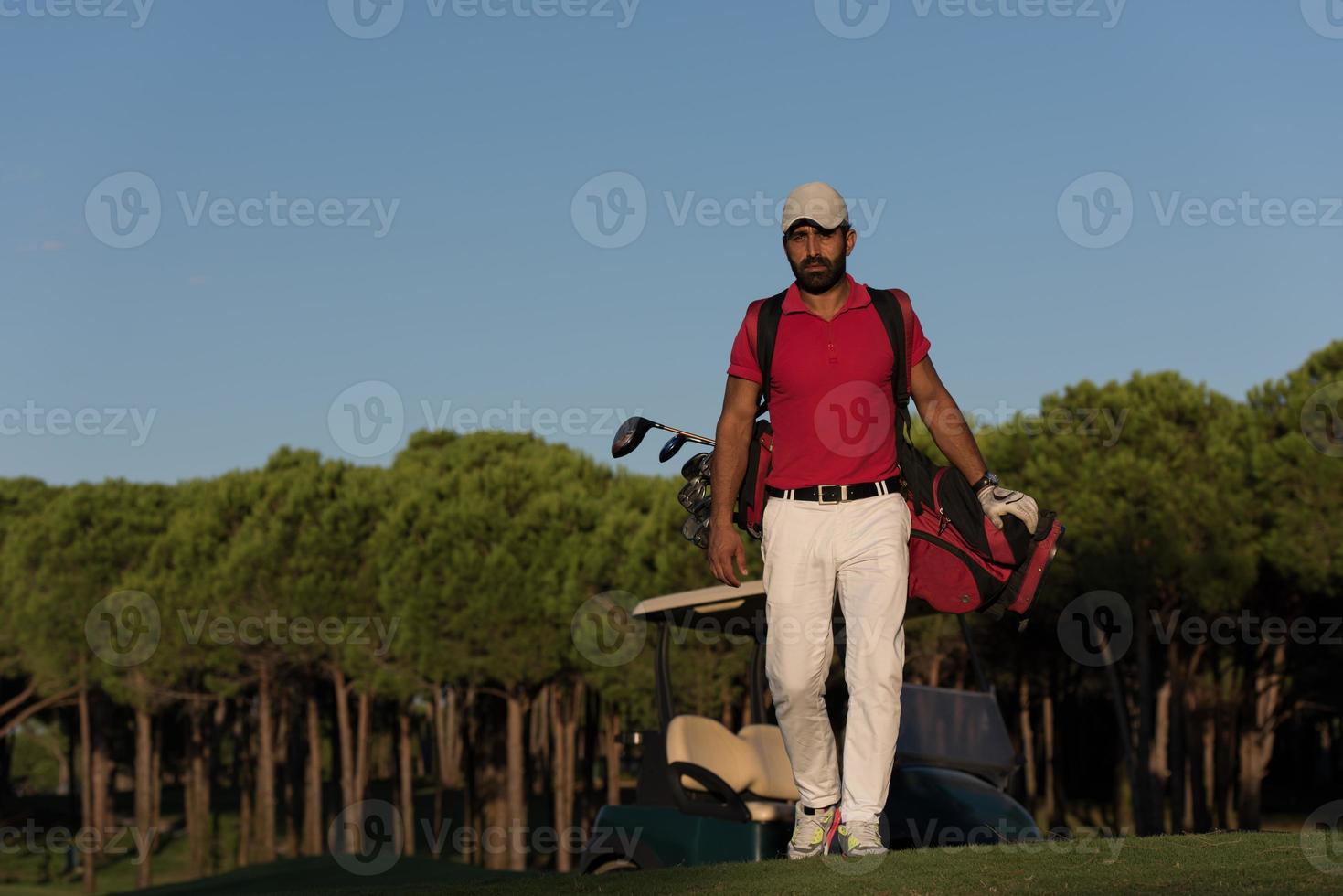 golfer walking and carrying golf bag 10854936 Stock Photo at Vecteezy golfer walking and carrying golf bag 10854936 Stock Photo at Vecteezy
