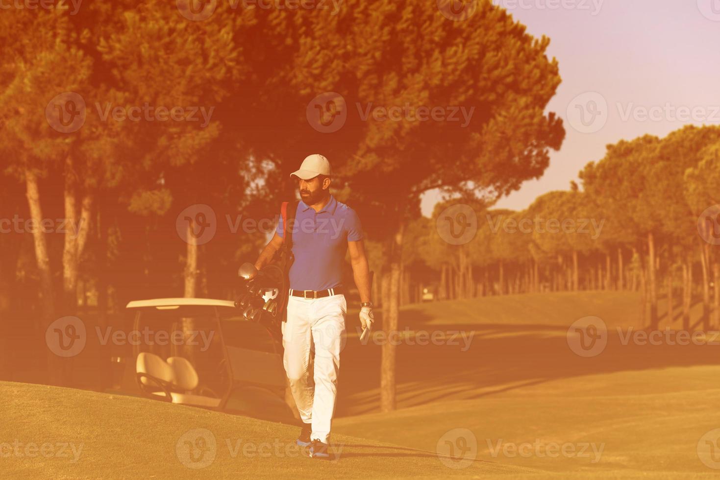 golfer walking and carrying golf bag 10883949 Stock Photo at Vecteezy golfer walking and carrying golf bag 10883949 Stock Photo at Vecteezy