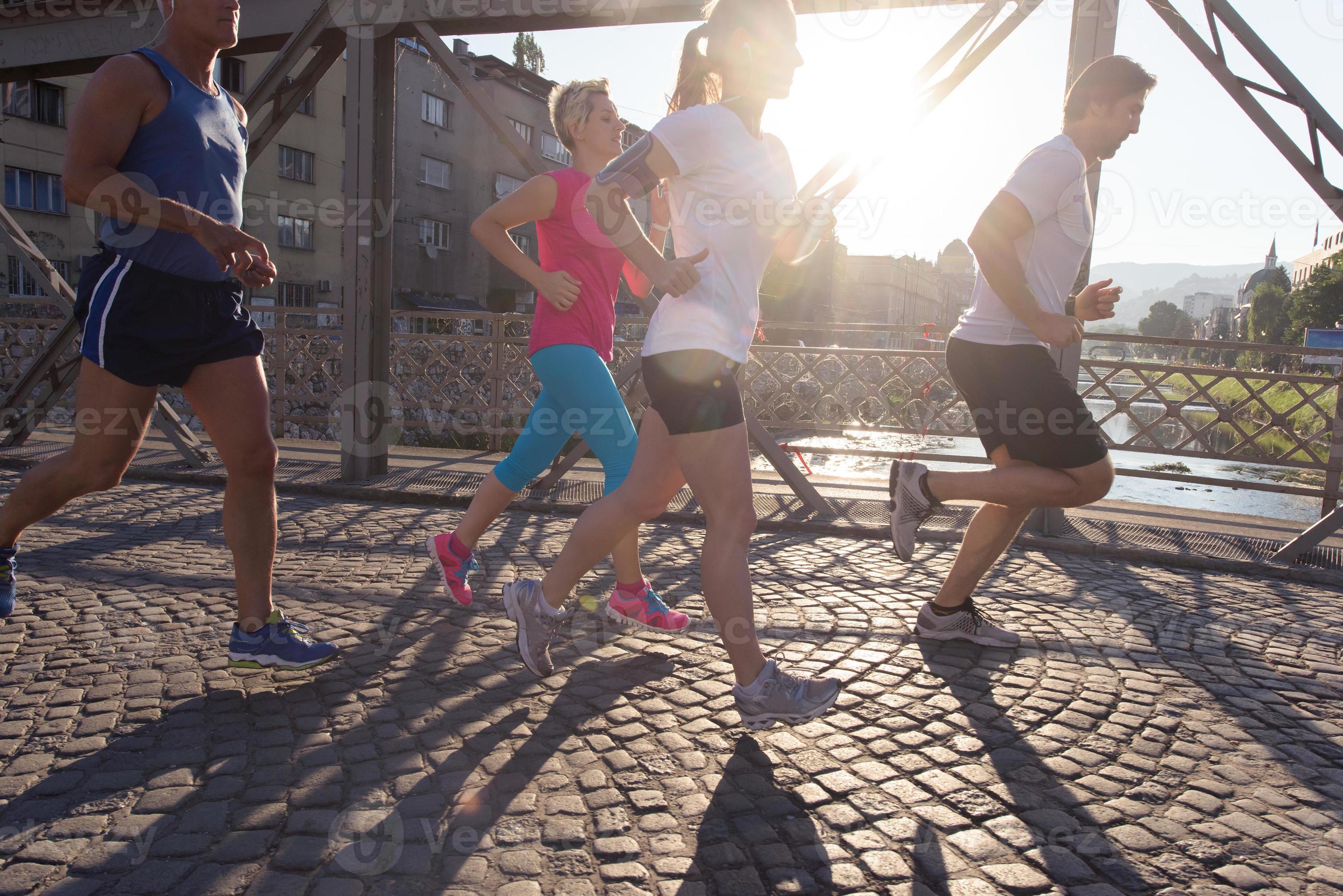 people group jogging 10999262 Stock Photo at Vecteezy