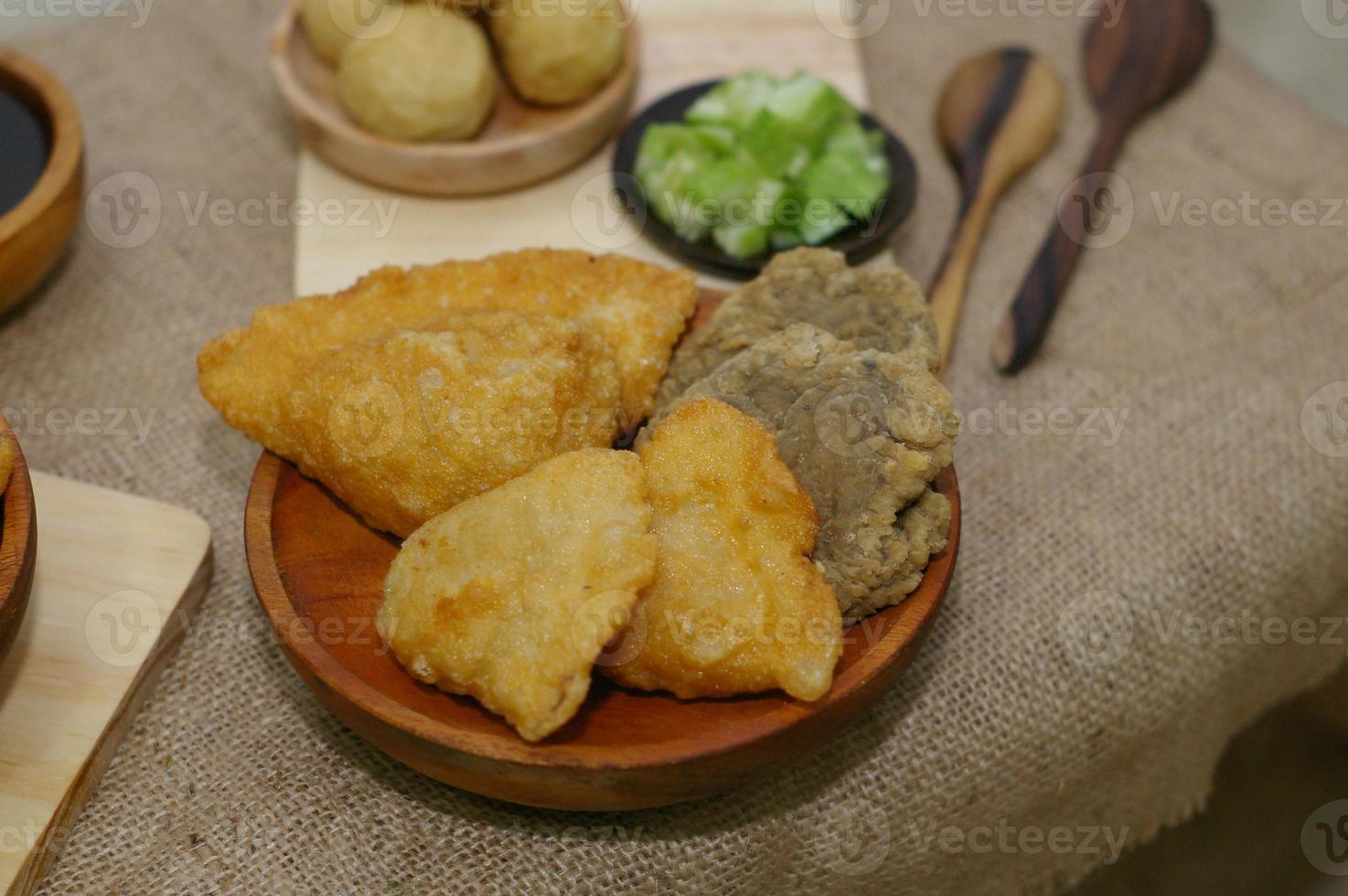 Pempek palembang, traditional indonesian food 11236007 Stock Photo at ... Pempek palembang, traditional indonesian food 11236007 Stock Photo at ...