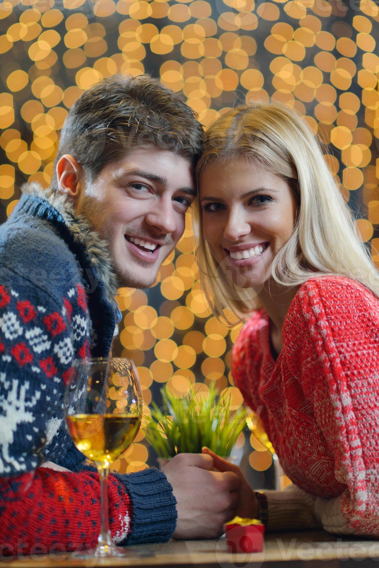 Romantic Evening Date 11301259 Stock Photo At Vecteezy romantic-evening-date-11301259-stock-photo-at-vecteezy