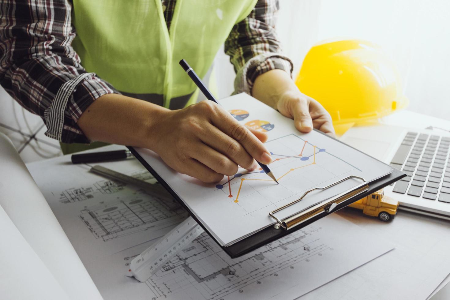 Engineering Documents Stock Photos, Images and Backgrounds for Free ...