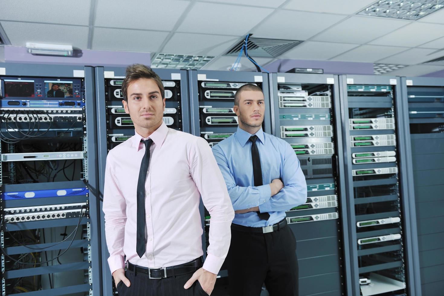 it enineers in network server room 11931008 Stock Photo at Vecteezy it enineers in network server room 11931008 Stock Photo at Vecteezy