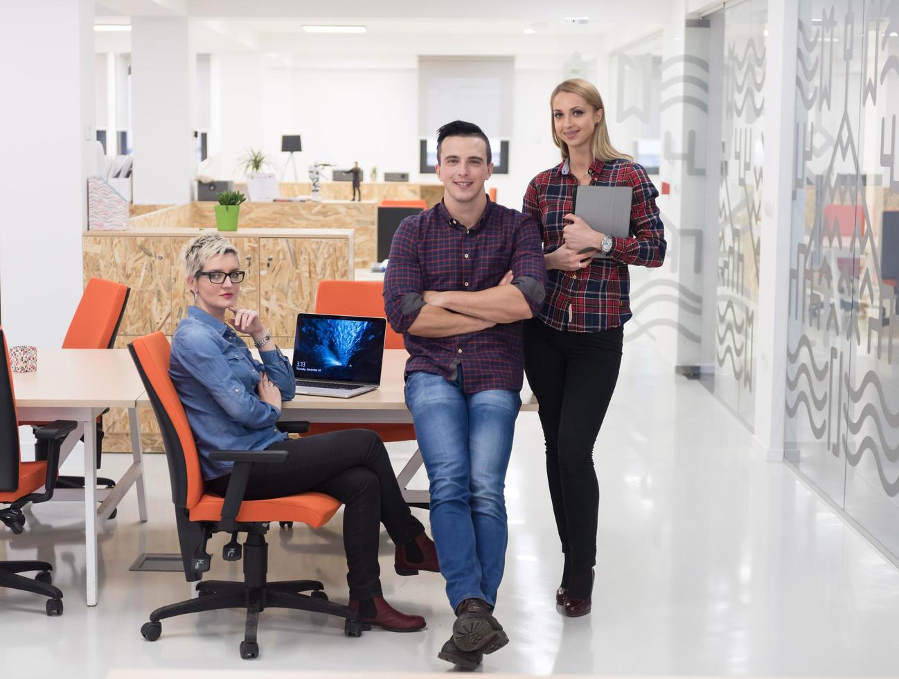 Modern Office People Stock Photos, Images and Backgrounds for Free Download
