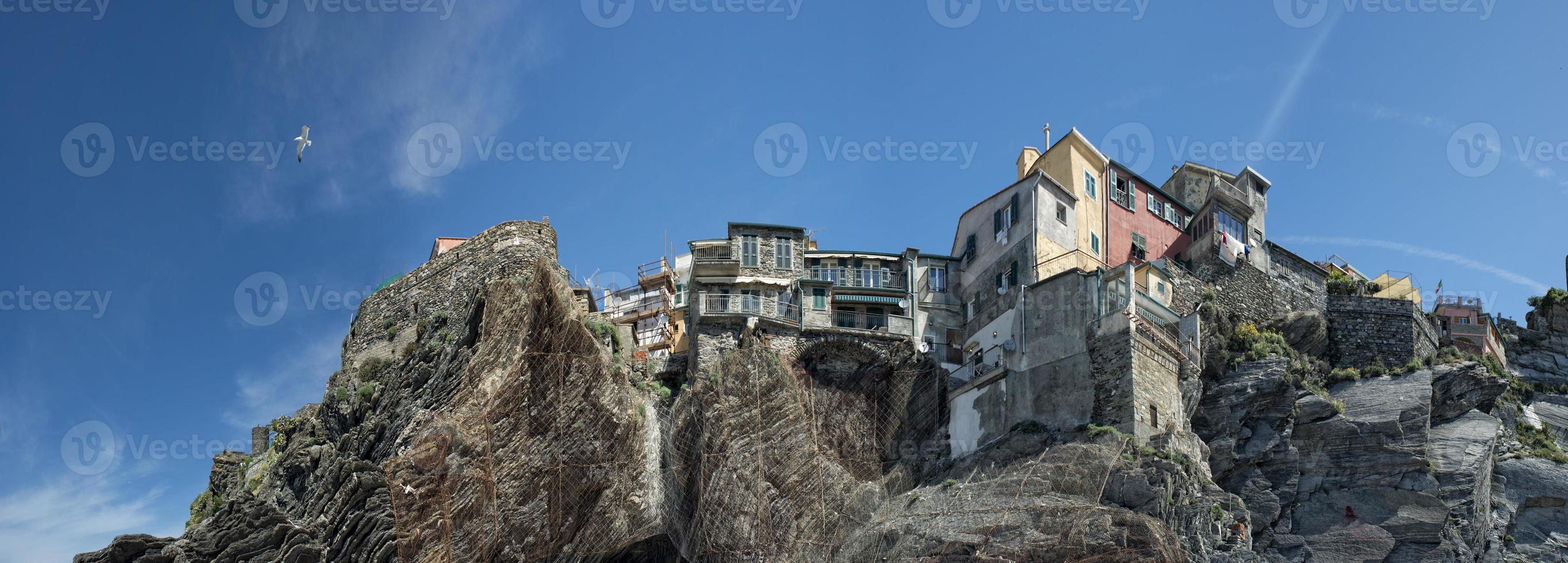 Metallic grid on rocks to prevent collapse in Cinque terre village ... Metallic grid on rocks to prevent collapse in Cinque terre village ...