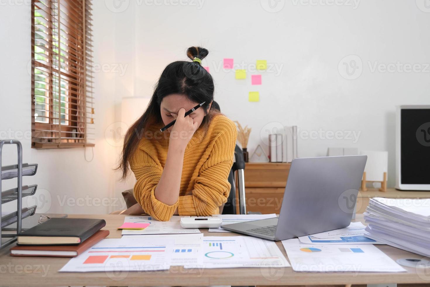 Portrait of Frustrated Business woman have problem while sitting at her ...