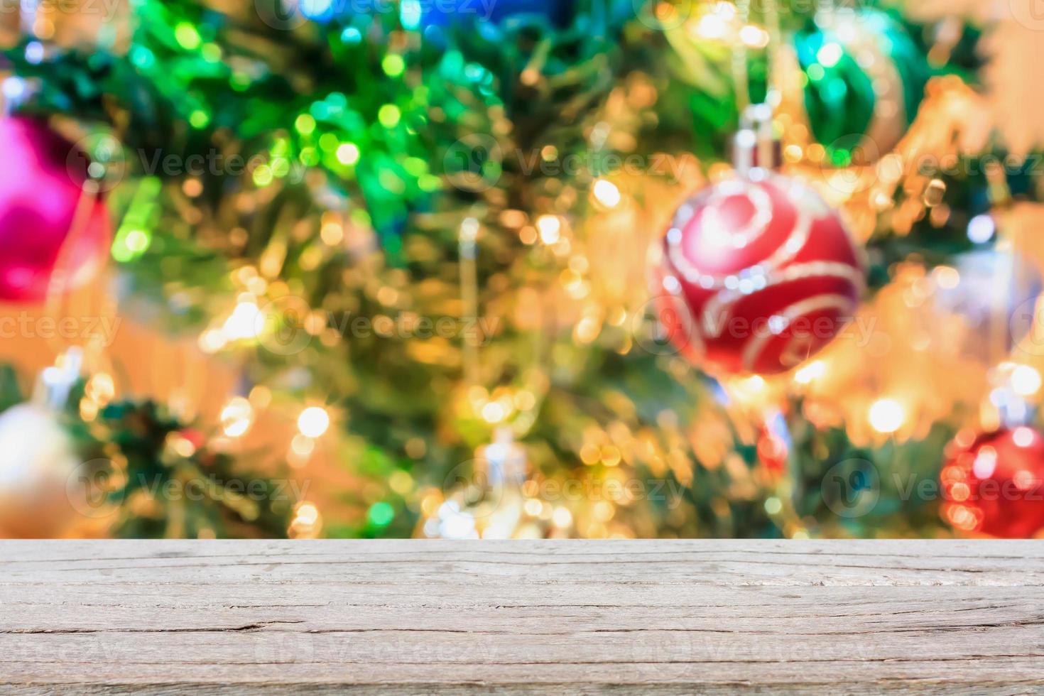 Christmas tree with bokeh light blur background 12809319 Stock Photo at Vecteezy