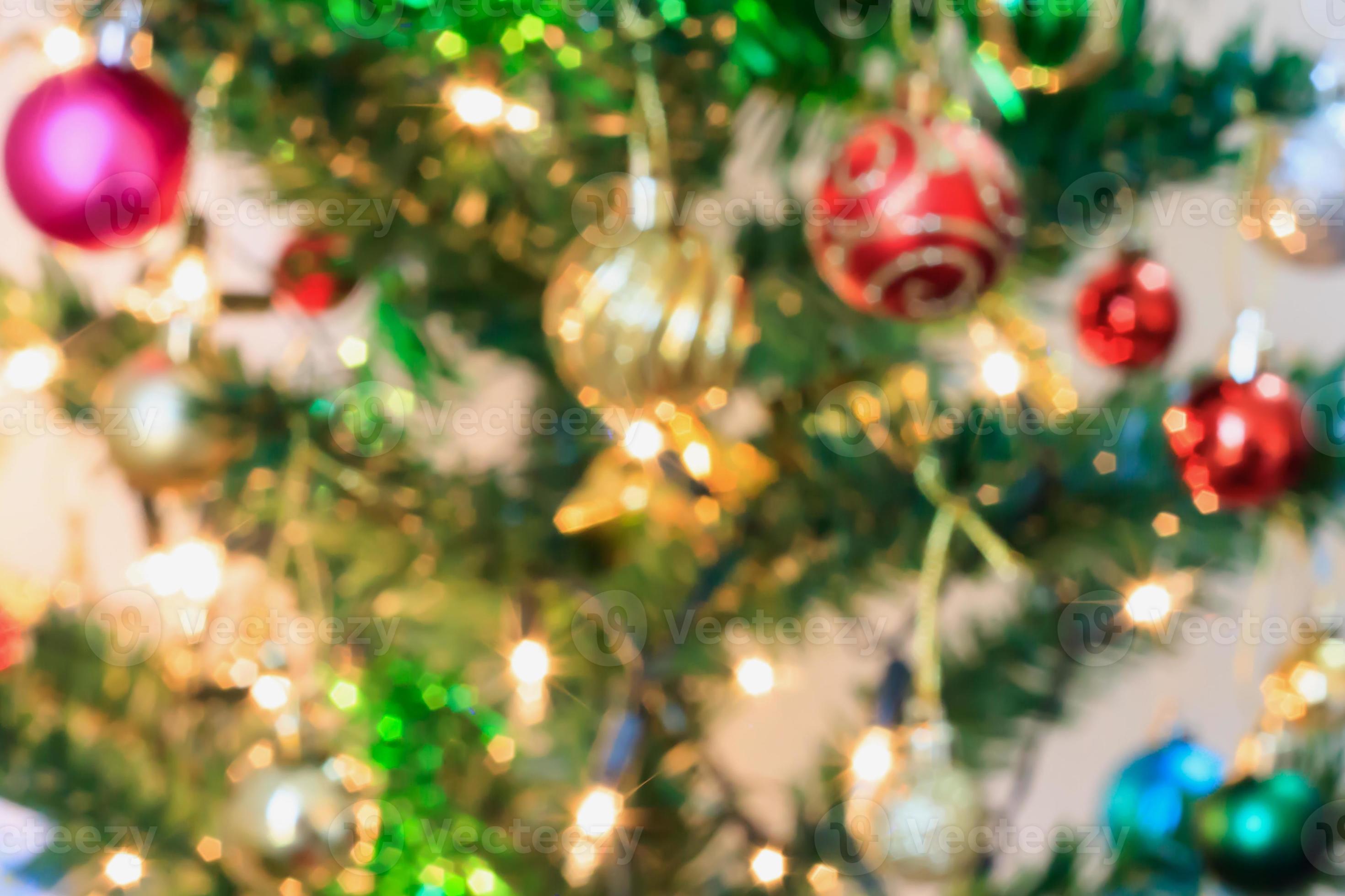 Christmas tree with bokeh light blur background 12809671 Stock Photo at Vecteezy