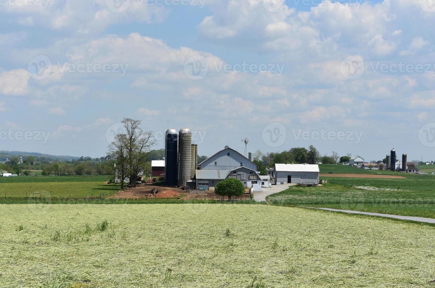 Silos and Barns Surrounded by Fields in Early Spring 12828410 Stock ...