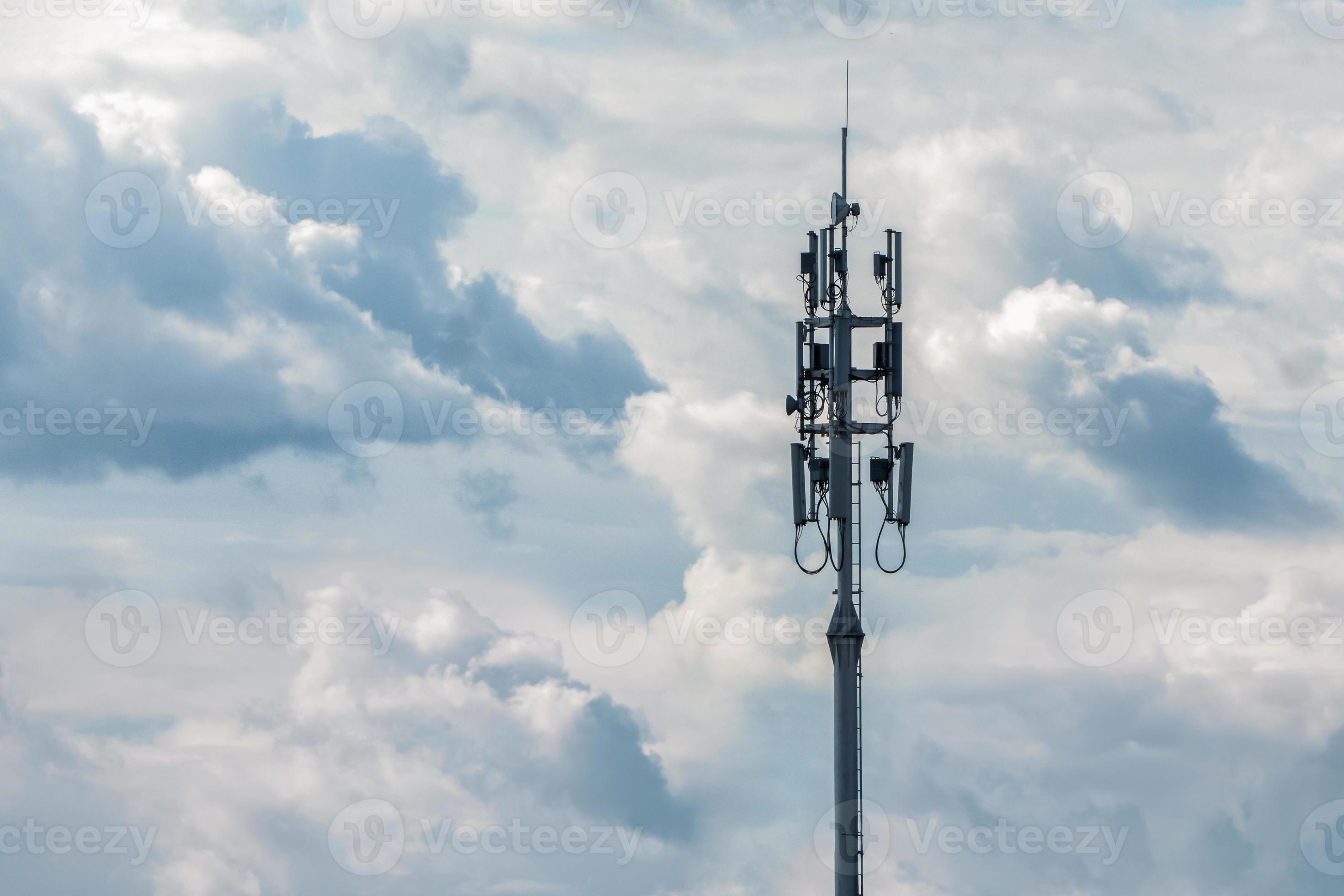 Cellular network transmission tower on cloudy sky background, copy space 12940064 Stock Photo at ...