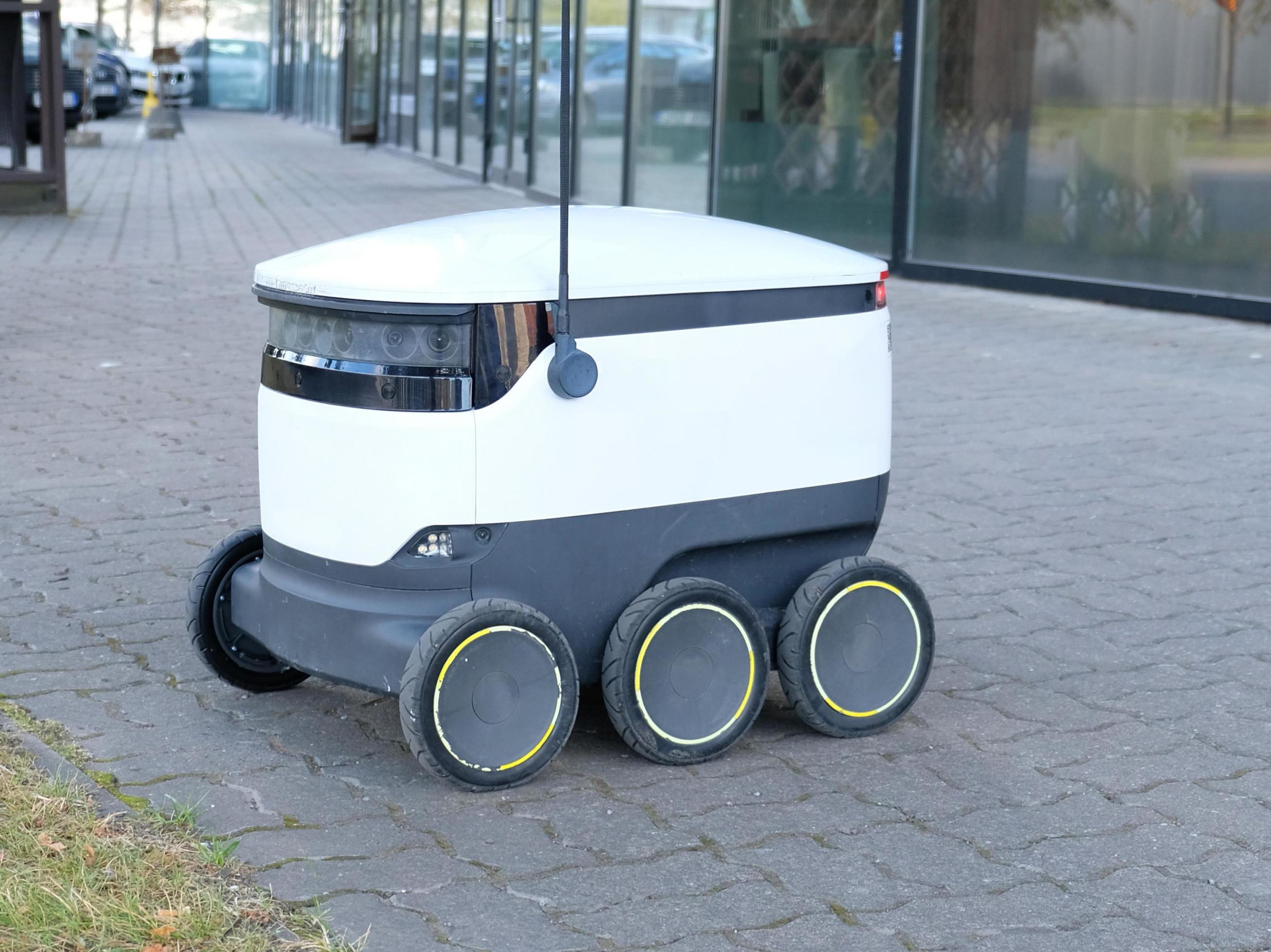 Autonomous delivery robot on Tallinn,Estonia - September,2022. Starship ... Autonomous delivery robot on Tallinn,Estonia - September,2022. Starship ...