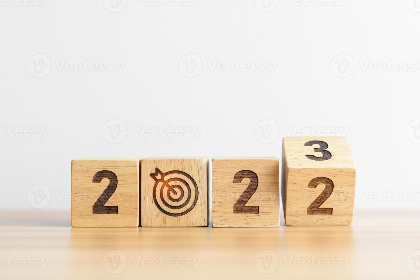 2022 change to 2023 Year block with dartboard icon. Goal, Target, Resolution, strategy, plan ...