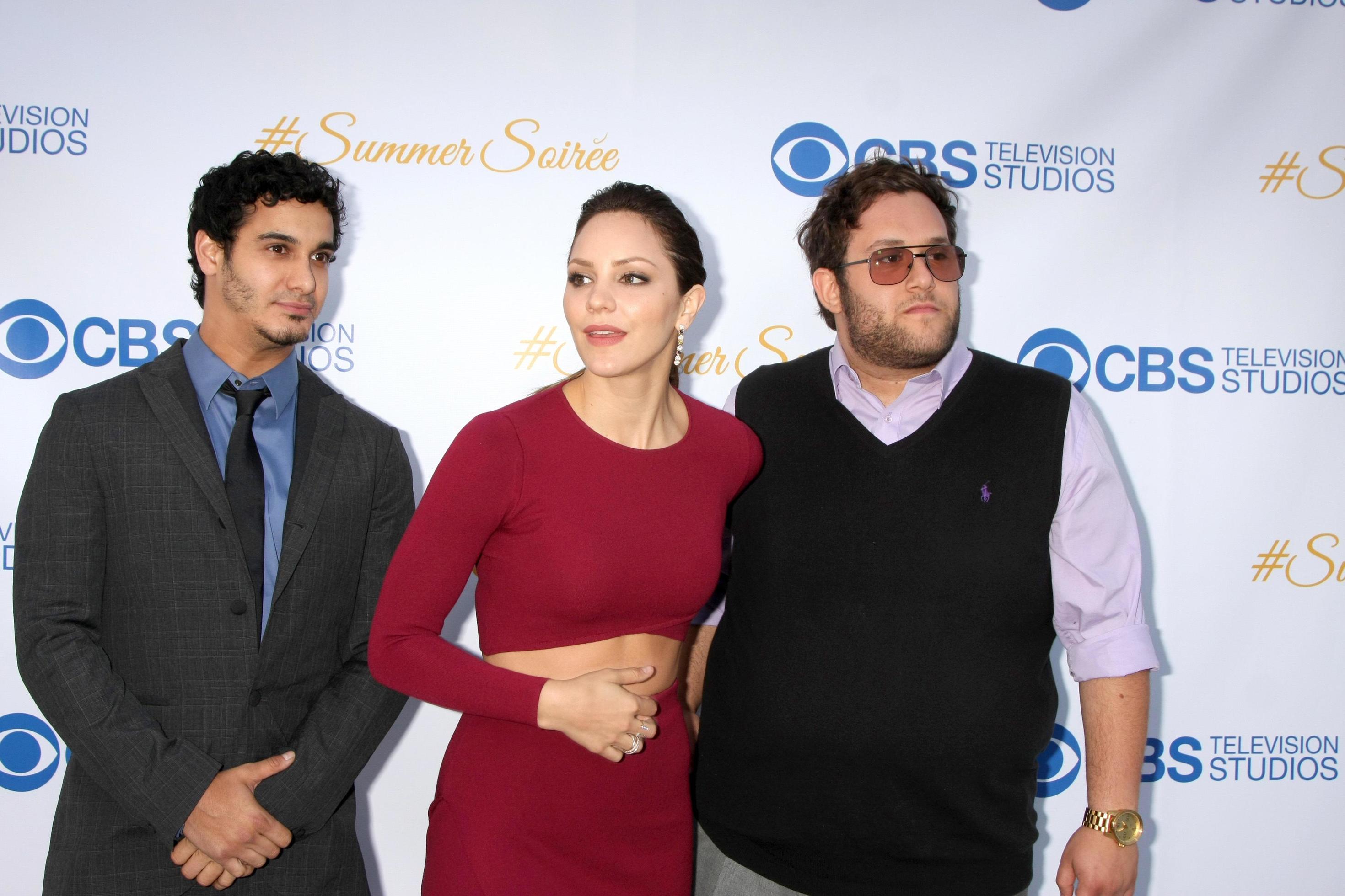 los angeles, 18 de mayo - elyes gabel, katharine mcphee, ari stidham en la cbs summer soiree ...