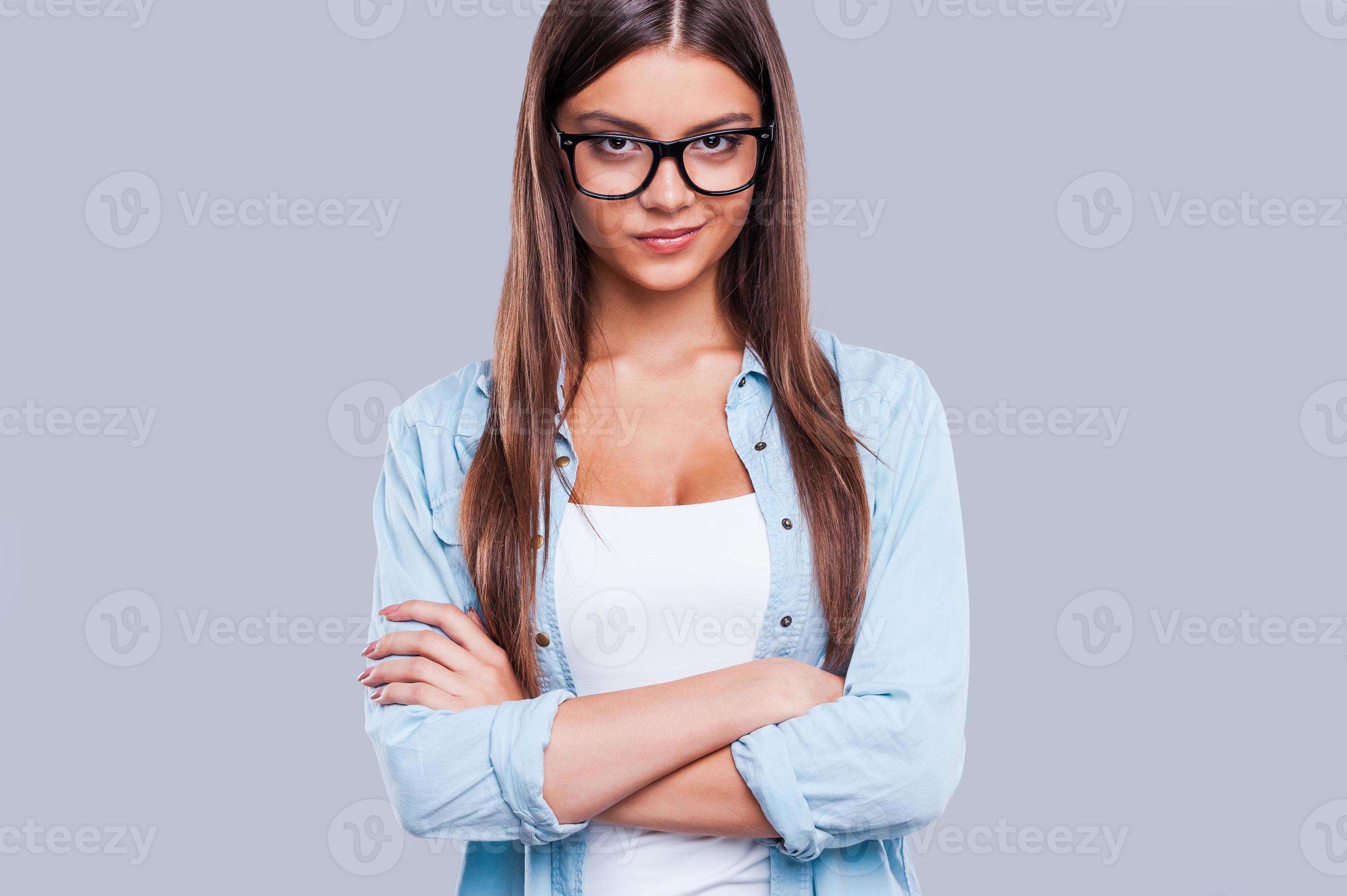 Confident Beauty Confident Young Women Keeping Arms Crossed And