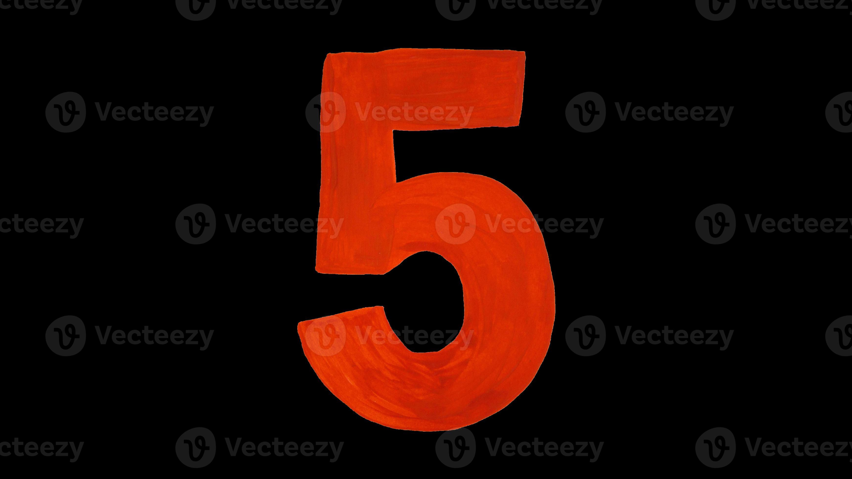 gouache rojo número cinco dibujado. Aislado en un fondo negro. figura dibujada a mano con ...