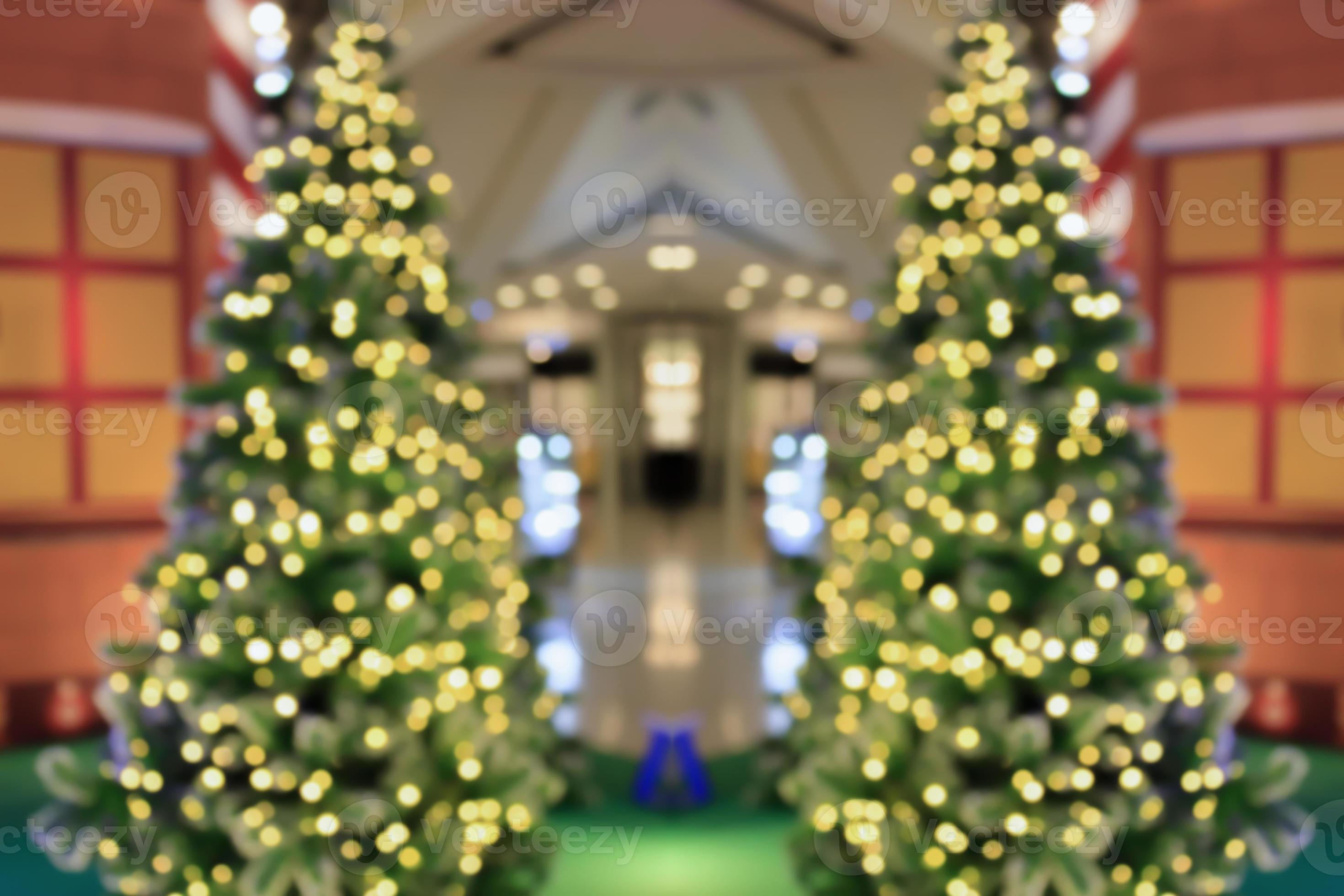 Abstract blurred christmas tree with bokeh light background 13674636 Stock Photo at Vecteezy