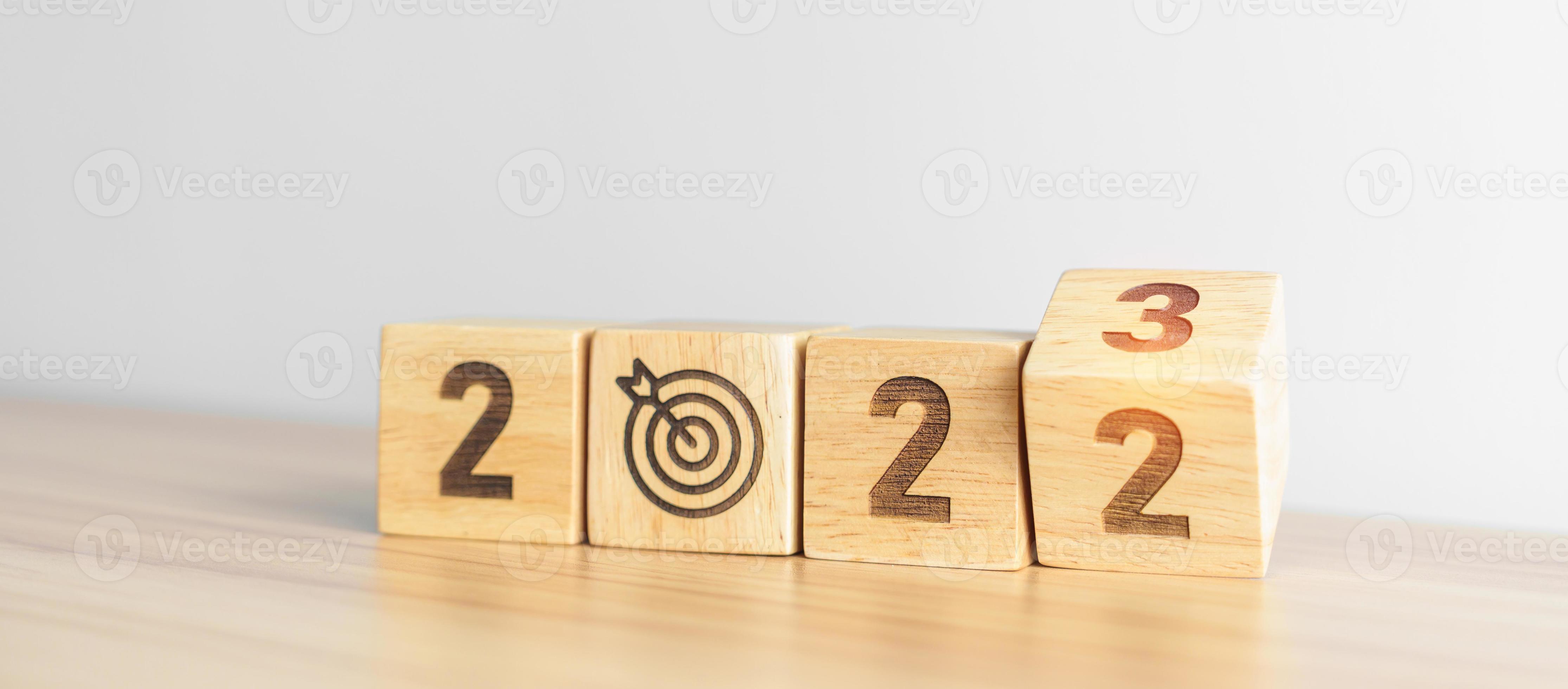 2022 change to 2023 Year block with dartboard icon. Goal, Target, Resolution, strategy, plan ...