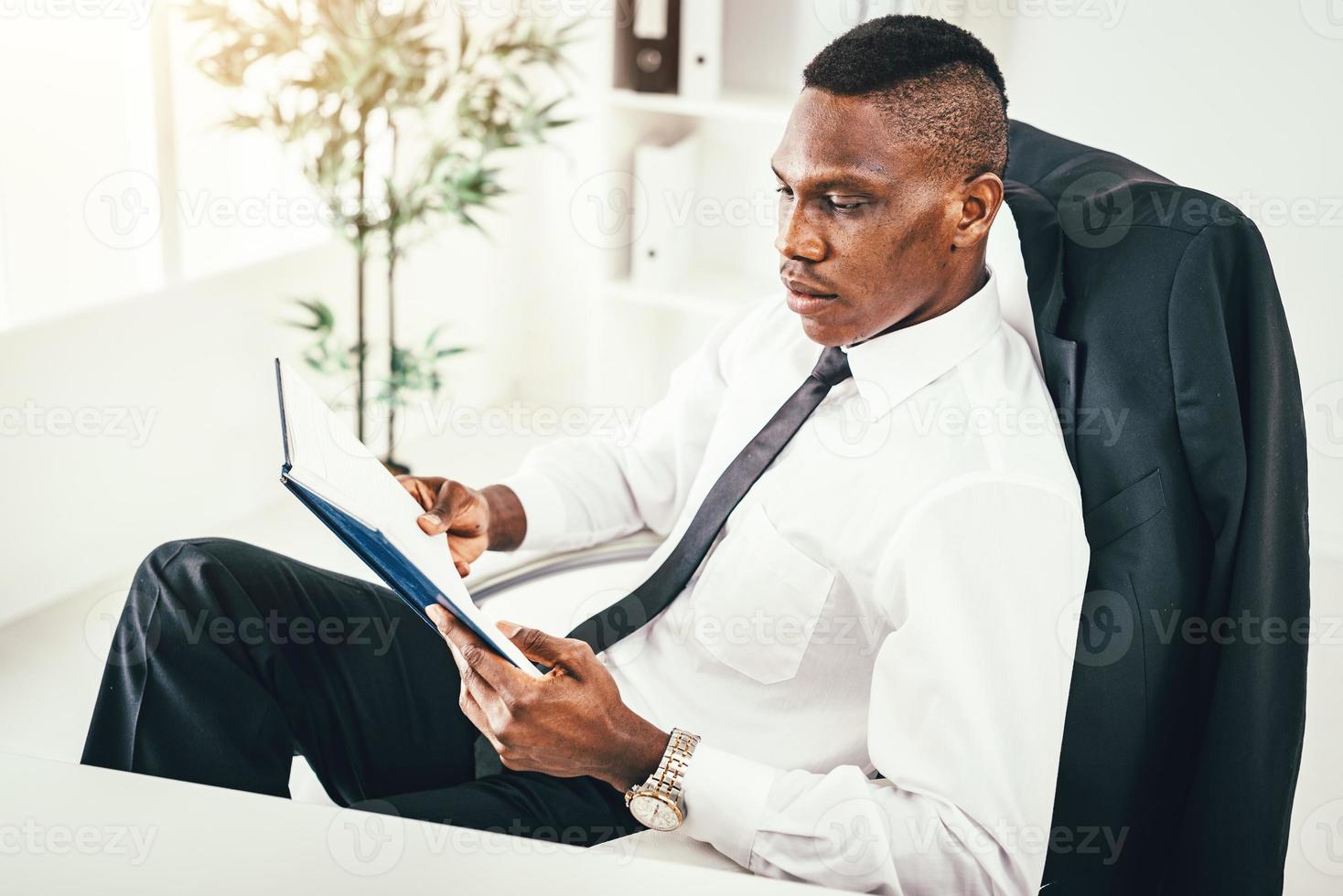 Checking Notes view 14044458 Stock Photo at Vecteezy