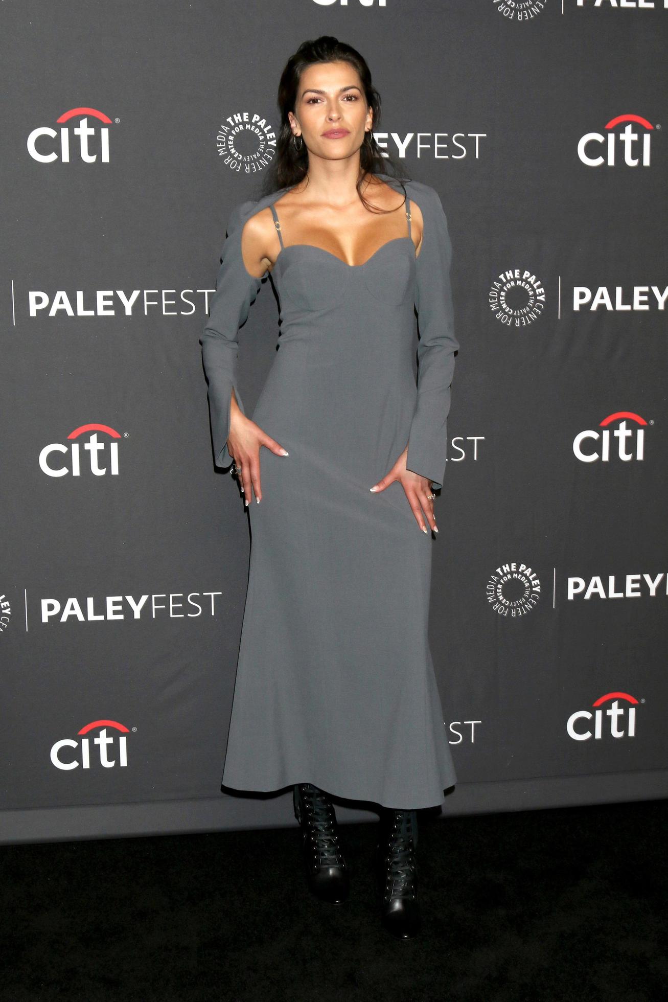 Los Angeles Apr 2 Sofia Pernas At The Paleyfest This Is Us At
