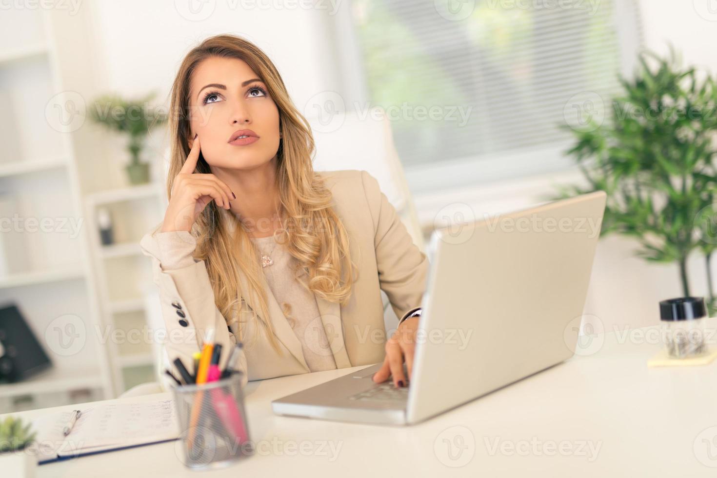 Thinking Businesswoman view 14147260 Stock Photo at Vecteezy
