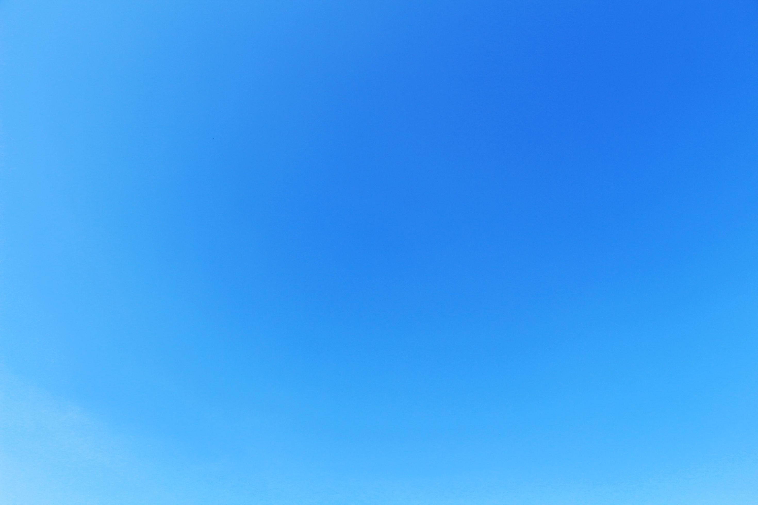 The blue sky had no clouds in the daytime. 14181449 Stock Photo at Vecteezy The blue sky had no clouds in the daytime. 14181449 Stock Photo at Vecteezy