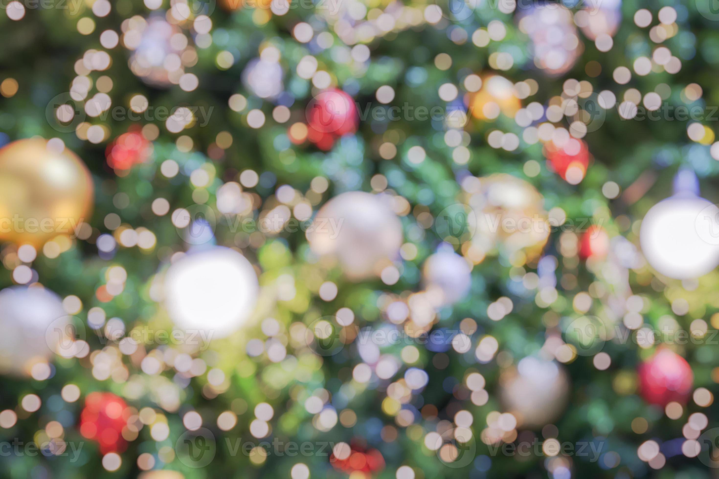 Abstract blurred christmas tree with bokeh light background 14219742 Stock Photo at Vecteezy