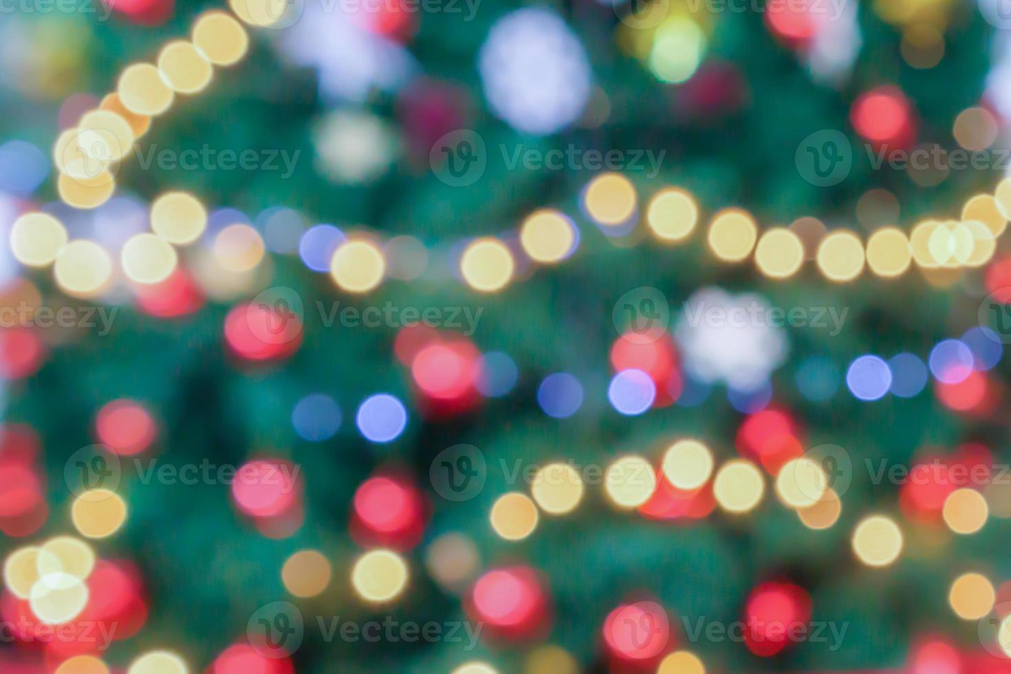 Abstract blurred christmas tree with bokeh light background 14590225 Stock Photo at Vecteezy