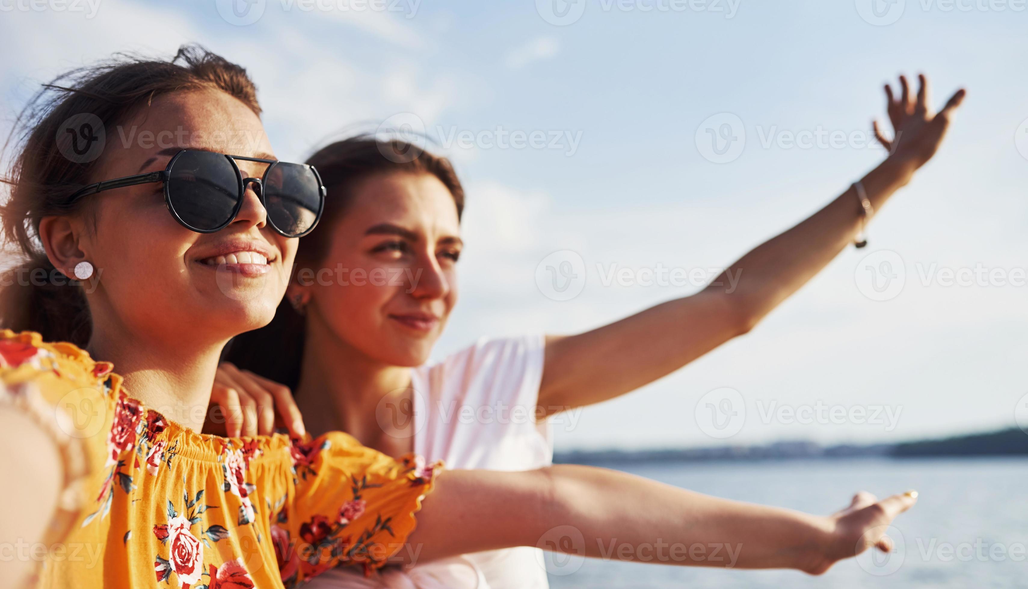 Selfie of two smiling girls outdoors that have a good weekend together at sunny day 15225161 ...