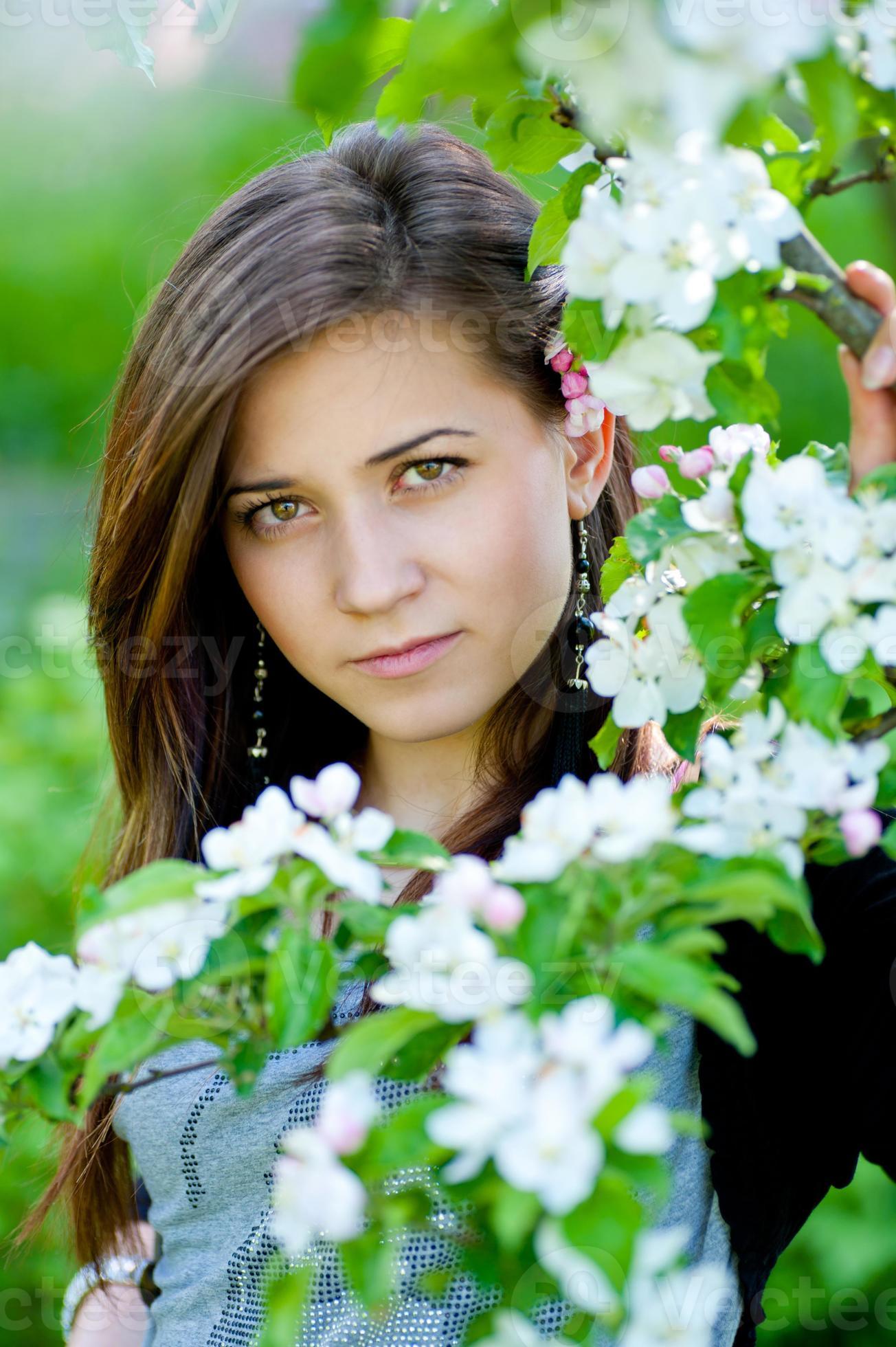 beautiful young girl 15251410 Stock Photo at Vecteezy beautiful young girl 15251410 Stock Photo at Vecteezy